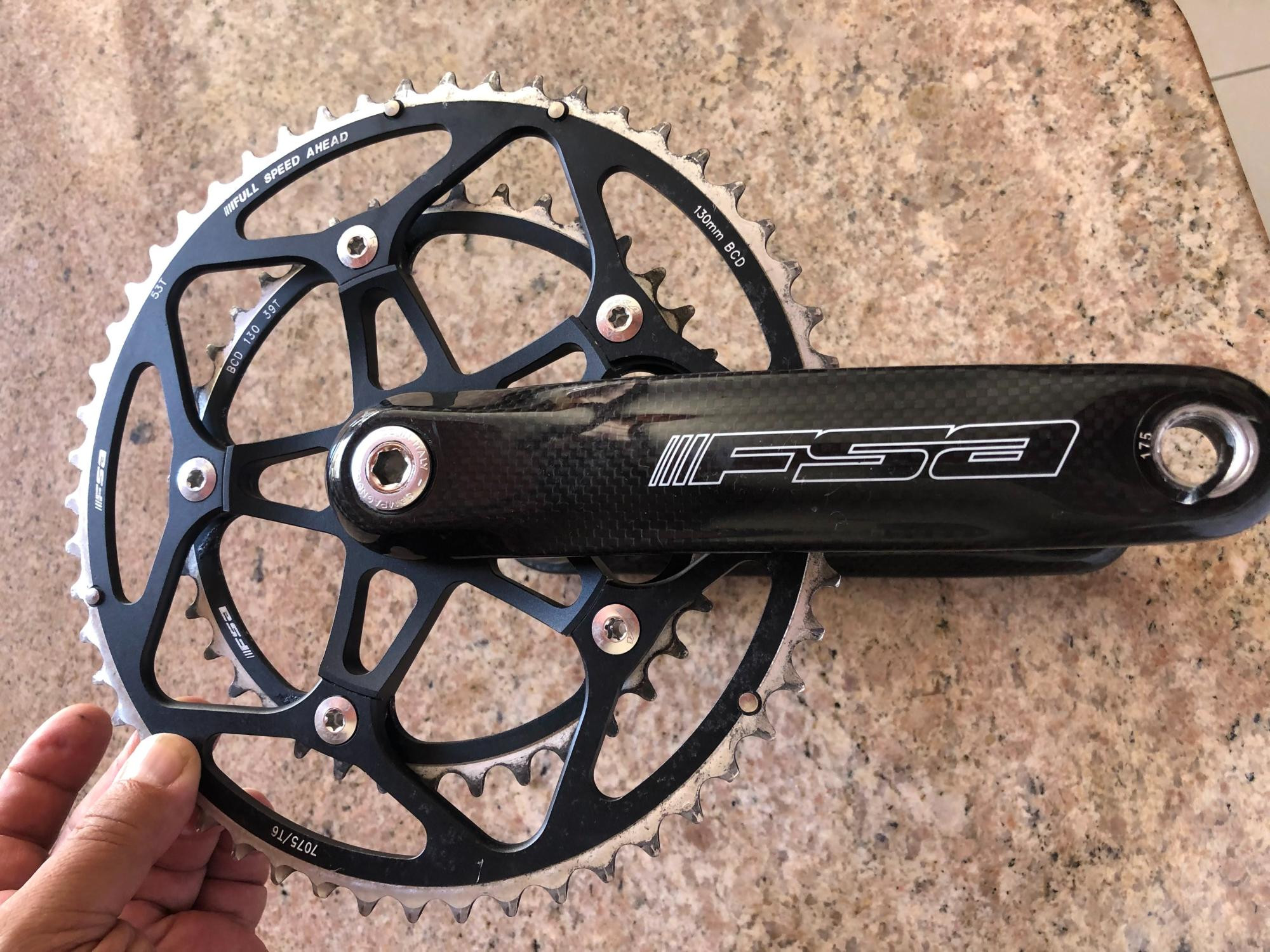 FSA Carbon Crankset | Cranksets | Bike Hub
