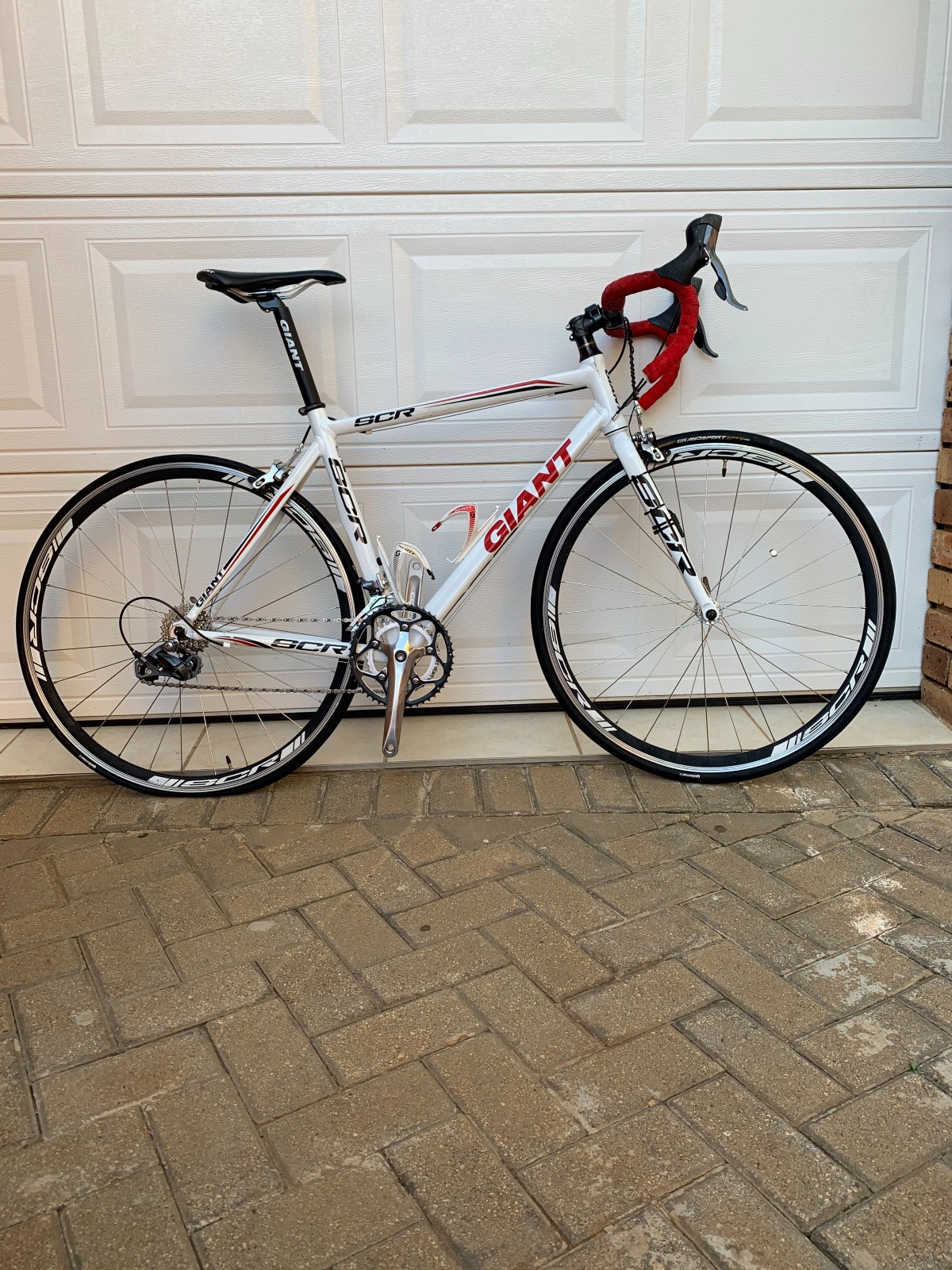 Giant SCR | Road Bikes | Bike Hub