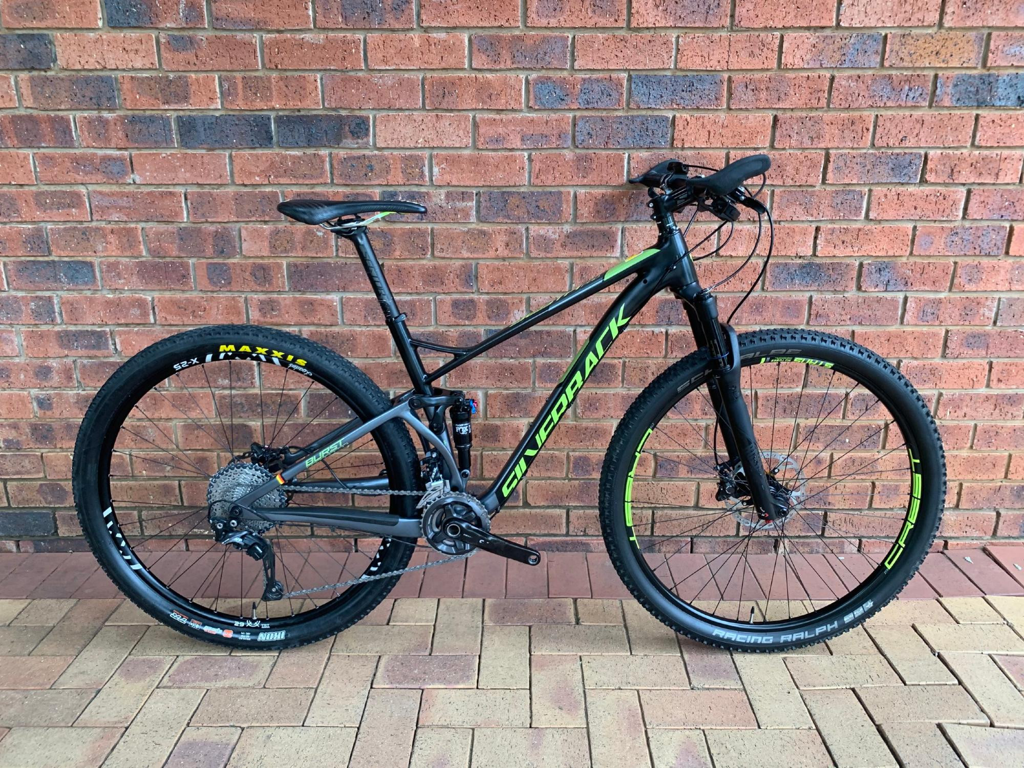 Silverback Sesta Pro | Dual Suspension Mountain Bikes | Bike Hub