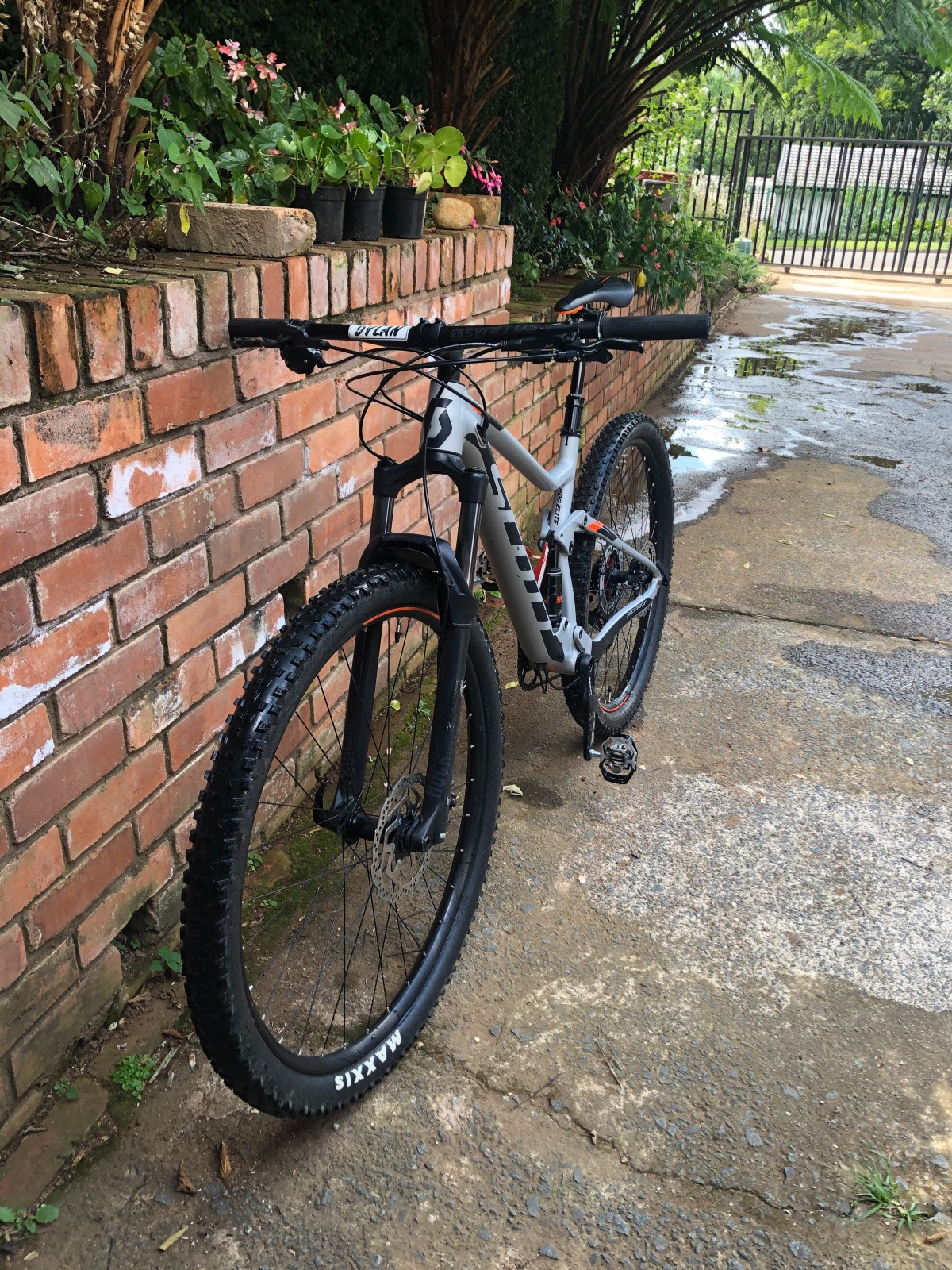 Scott Spark 900 elite | Dual Suspension Mountain Bikes | Bike Hub