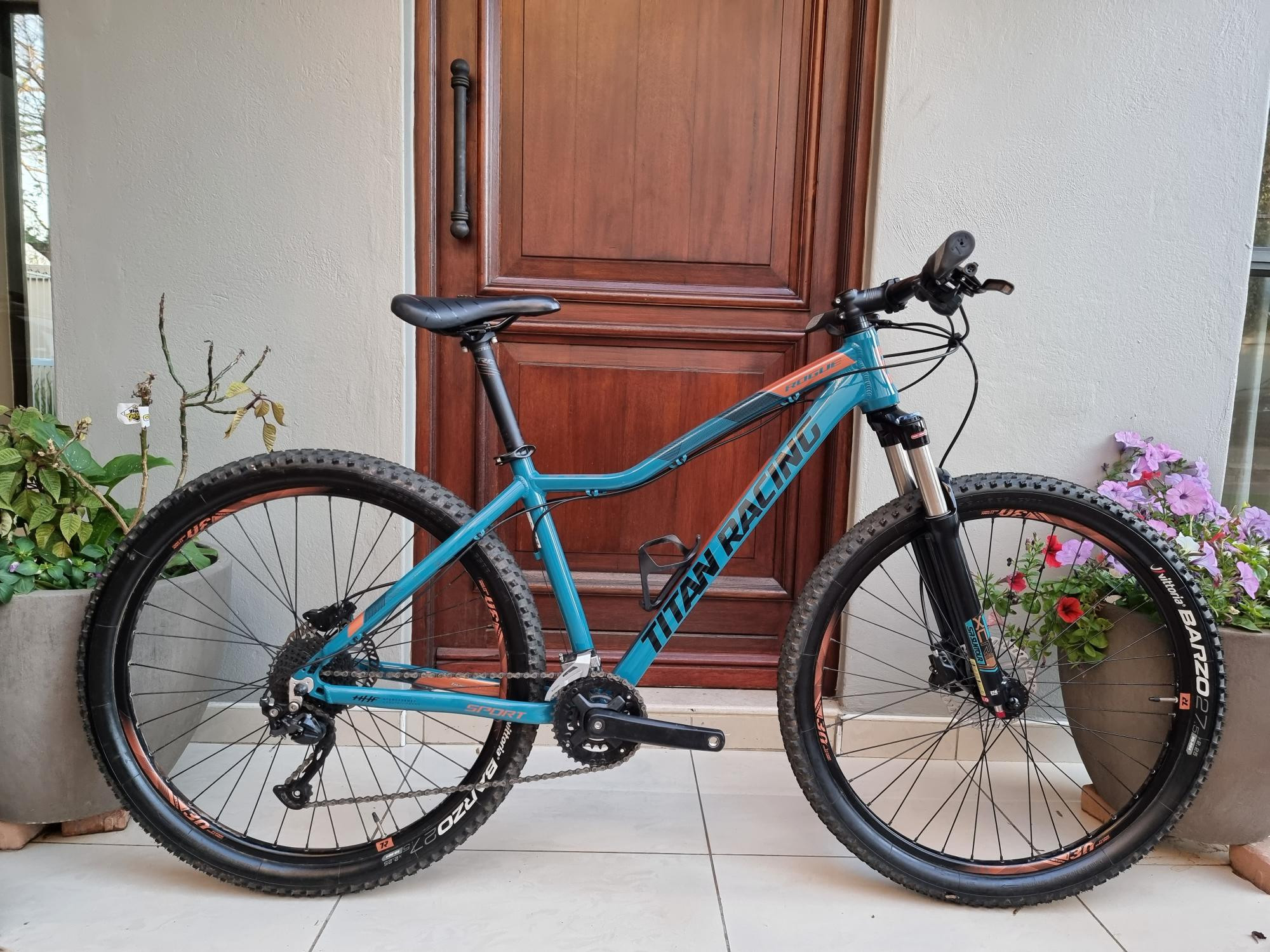 Titan Racing Rogue Sport (M) | Hardtail Mountain Bikes | Bike Hub