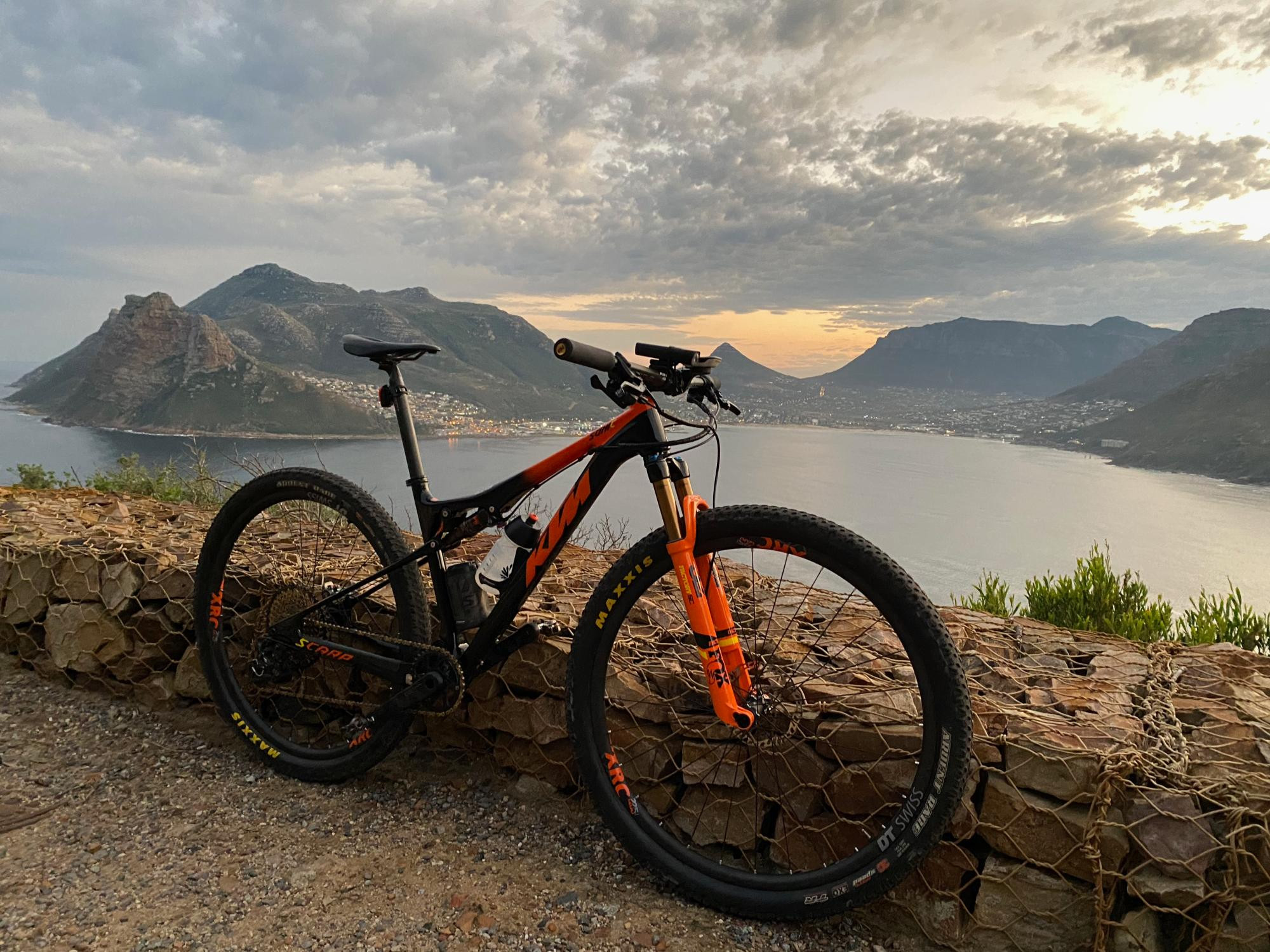 2019 KTM Scarp Sonic x 2 | Dual Suspension Mountain Bikes | Bike Hub