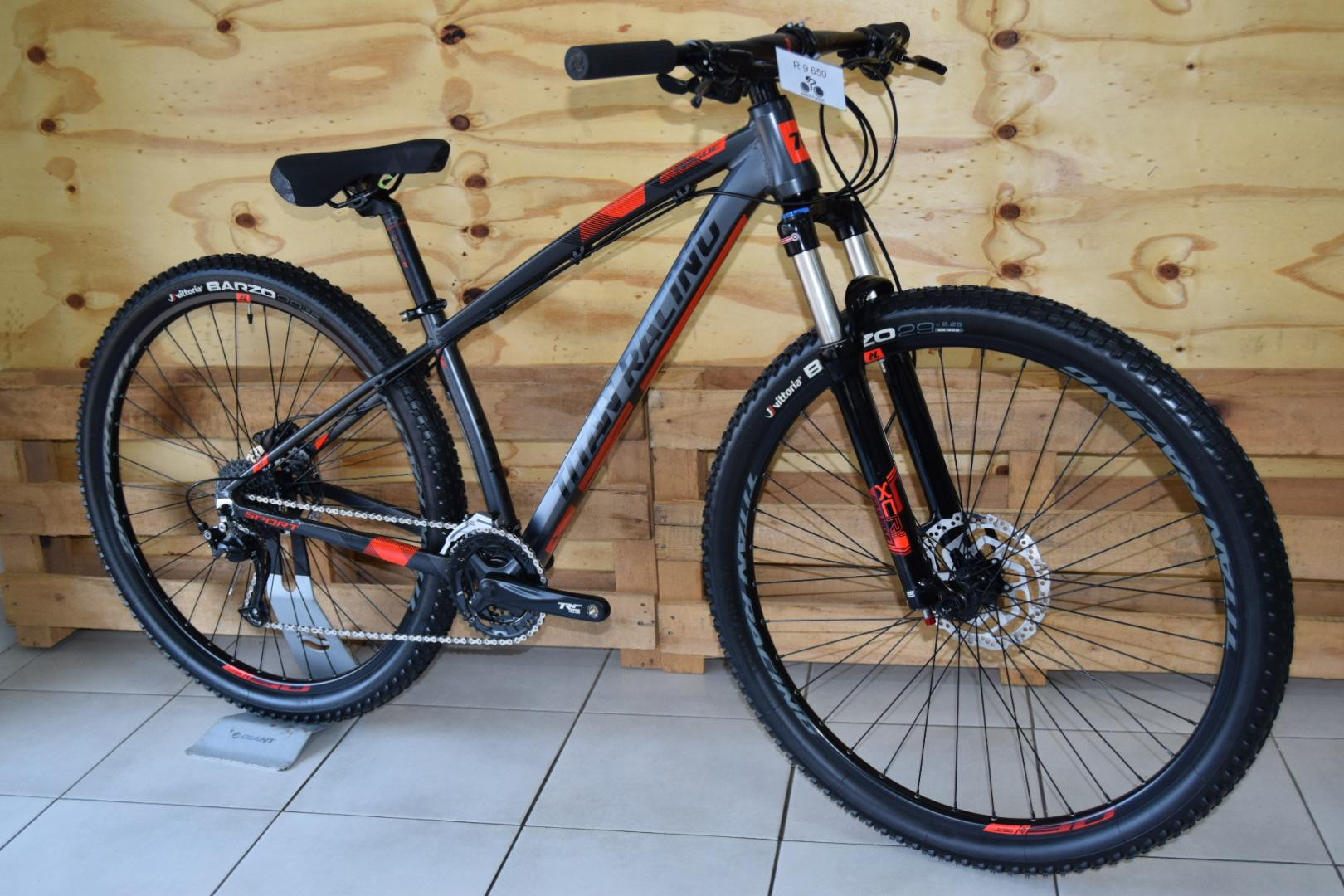 Titan Rogue Sport - Air Suspension - Small 29er | Hardtail Mountain ...