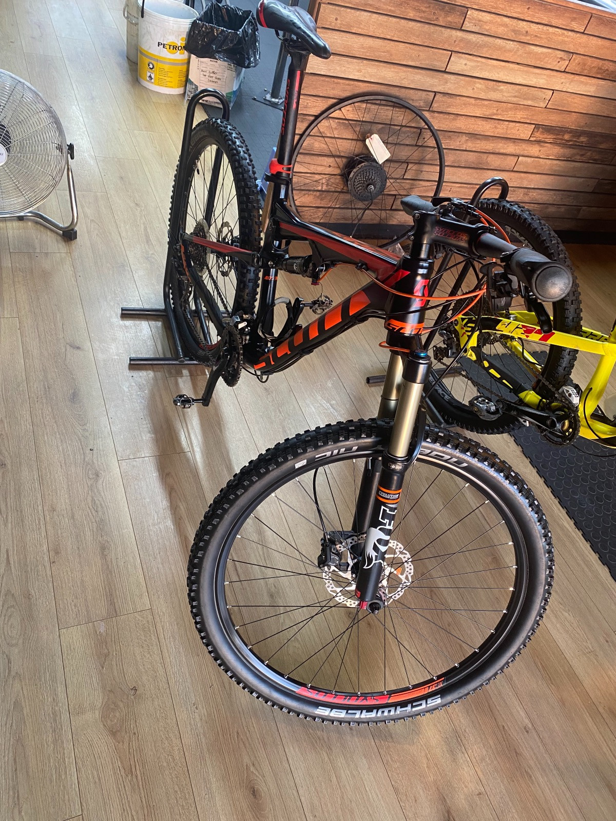 Scott 750 Medium Frame 27,5 | Dual Suspension Mountain Bikes | Bike Hub