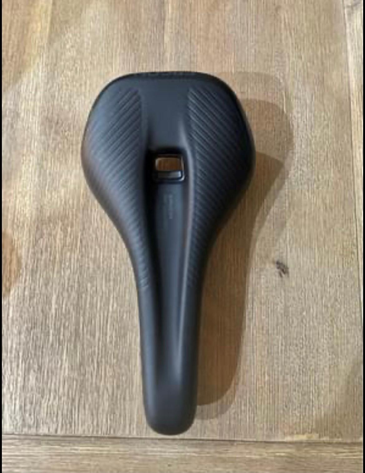 ERGON SM Comp Mens Saddle | Saddles | Bike Hub