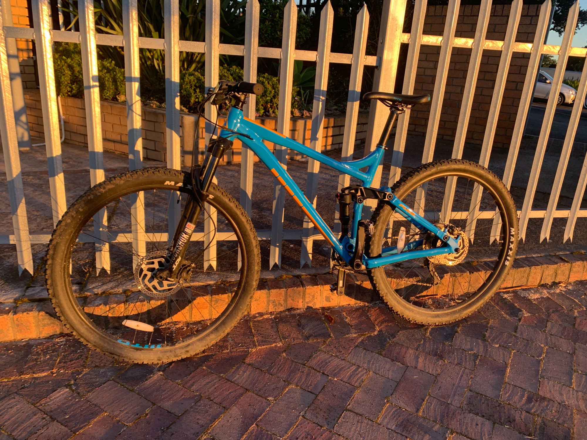 Fuji outlander 1.1 dual suspension | Dual Suspension Mountain Bikes ...