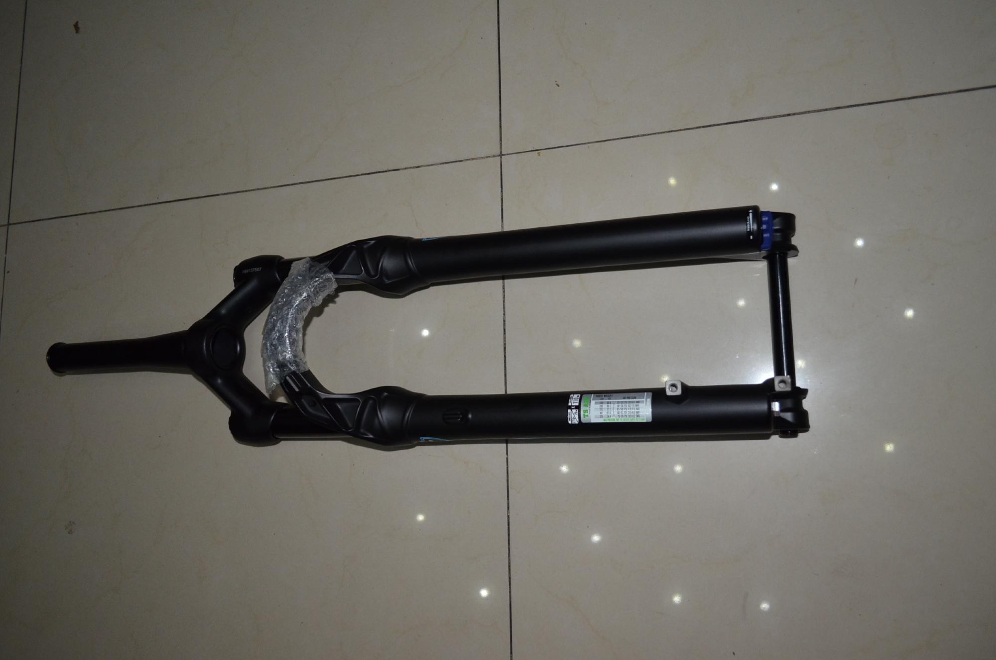 Manitou Markhor Fork Boost Fork | Mountain Bike Forks | Bike Hub