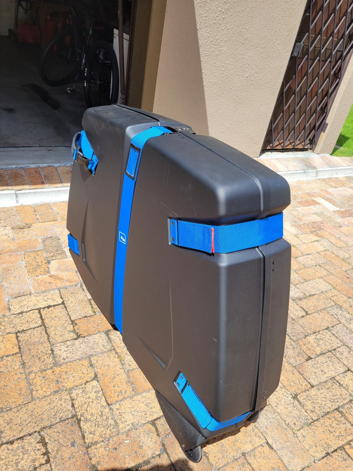 B&W Bike Box II - negotiable!! | Bike Bags & Boxes | Bike Hub