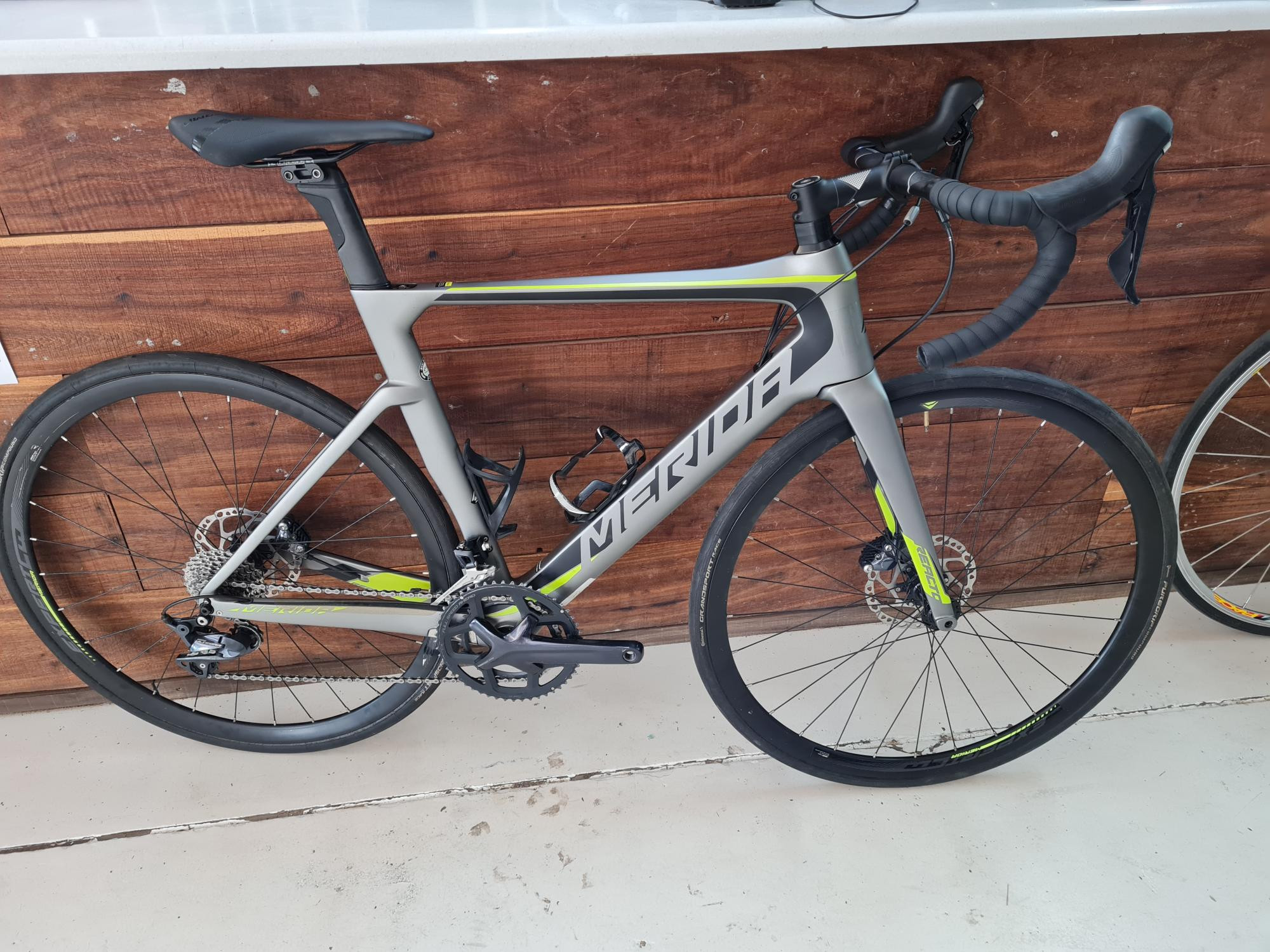 Merida Reacto 5000 Disk 2019 Road Bikes Bike Hub