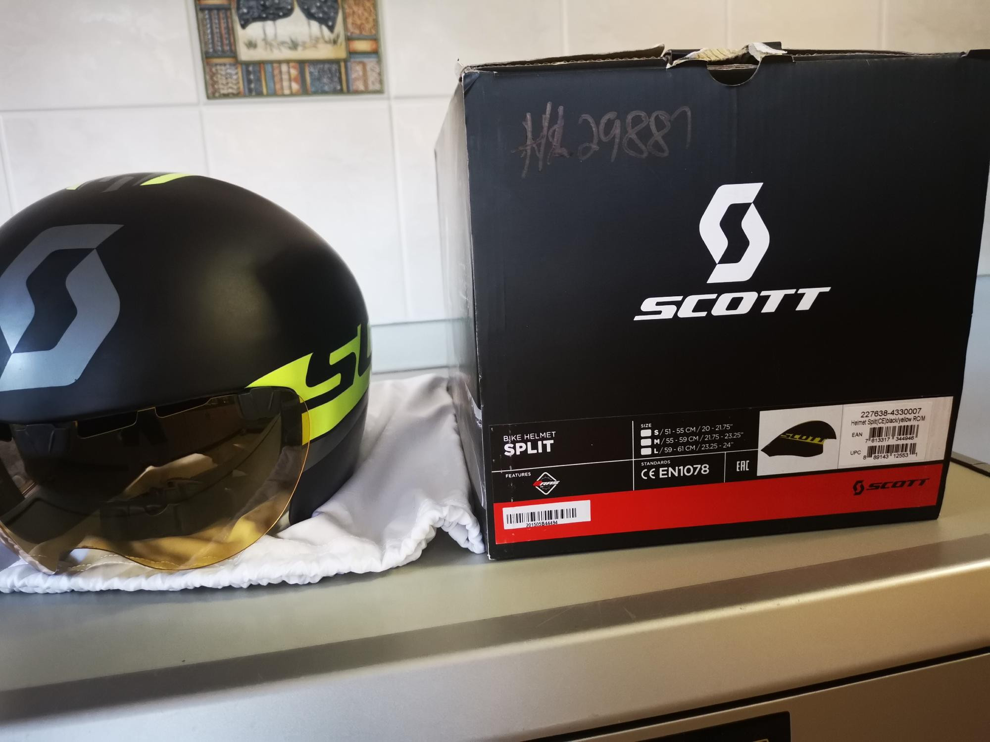 **Reduced Aero Scott Split Tri helmet | Helmets | Bike Hub