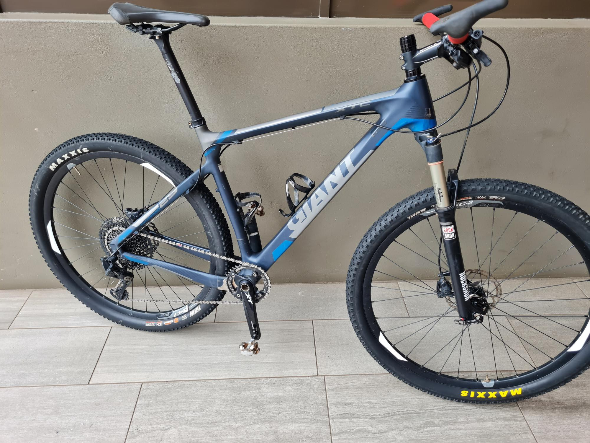 Giant XTC Carbon | Hardtail Mountain Bikes | Bike Hub