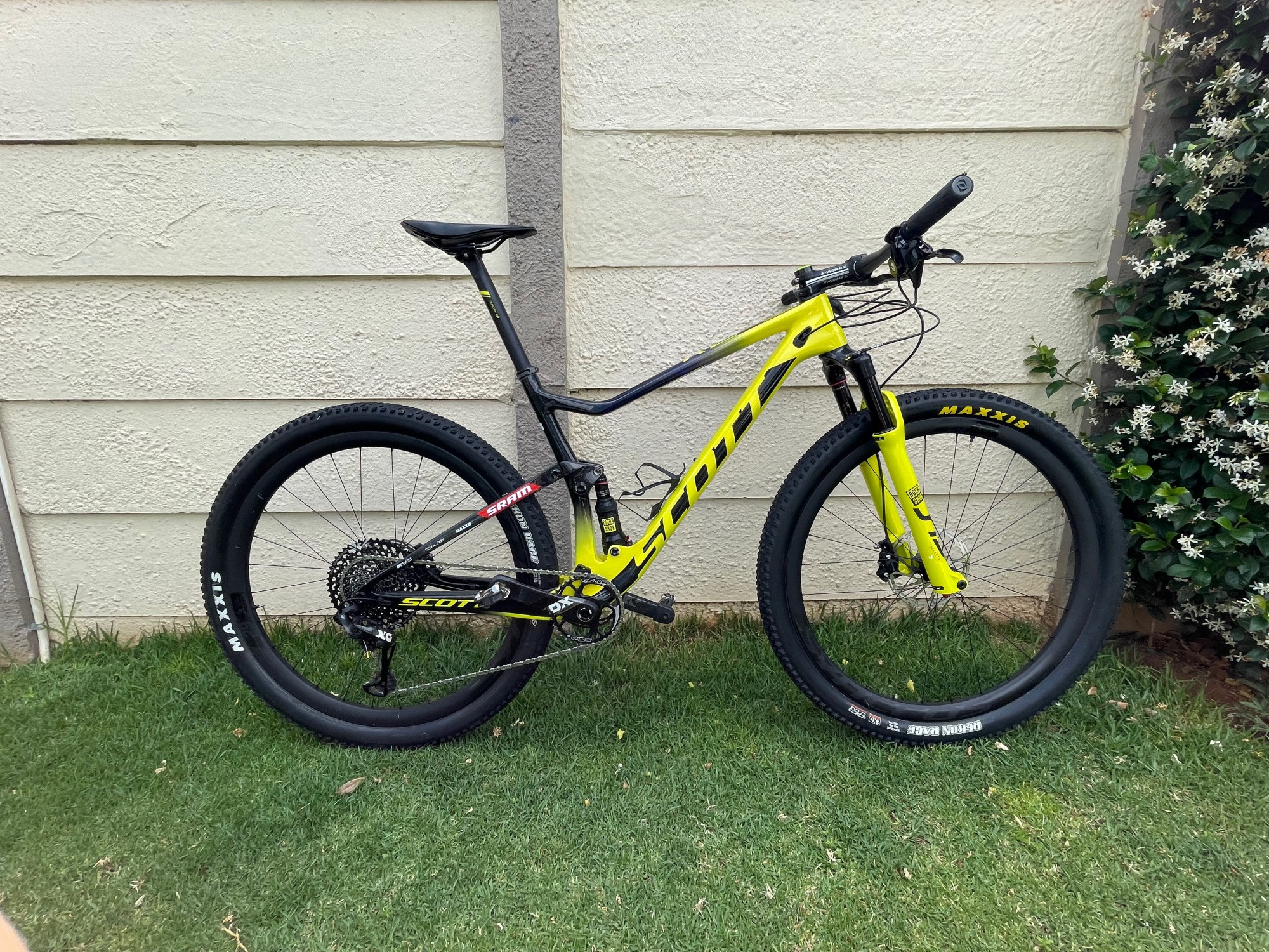 Scott RC900 | Dual Suspension Mountain Bikes | Bike Hub