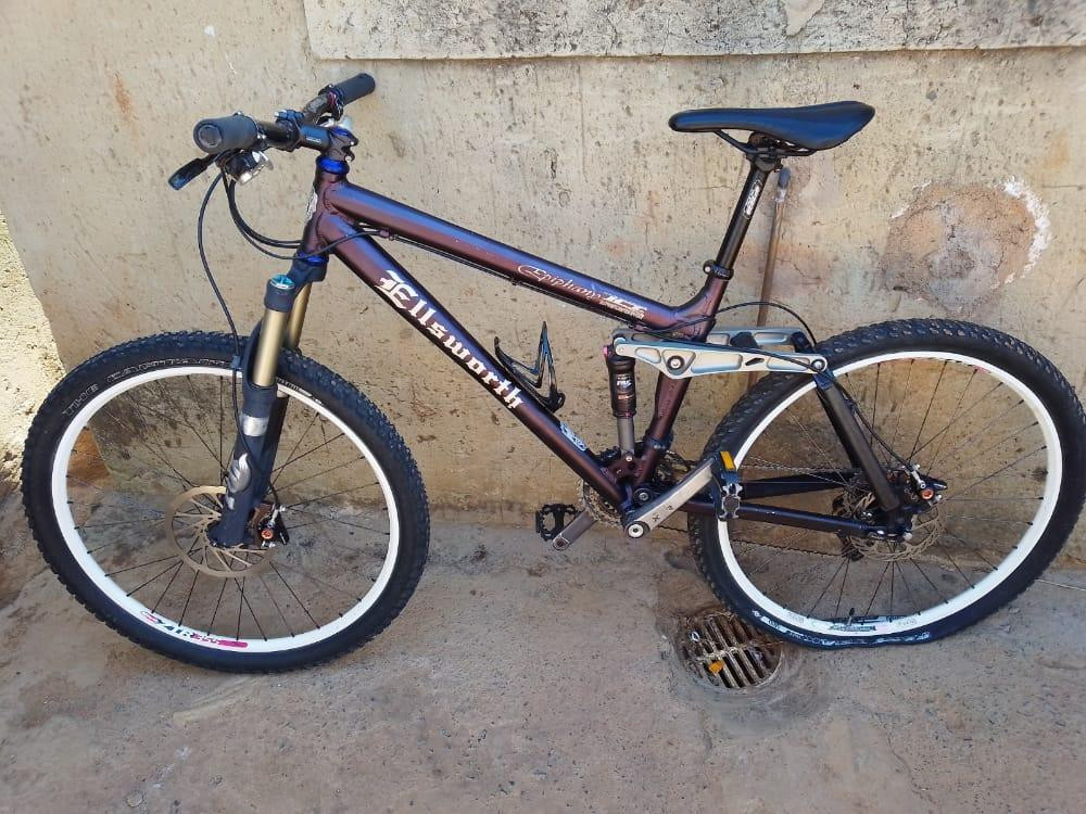 Ellsworth bike | Dual Suspension Mountain Bikes | Bike Hub