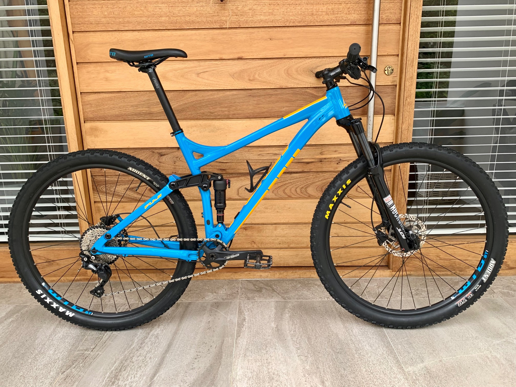 2020 Fuji 29 Outland 1.1 | Dual Suspension Mountain Bikes | Bike Hub