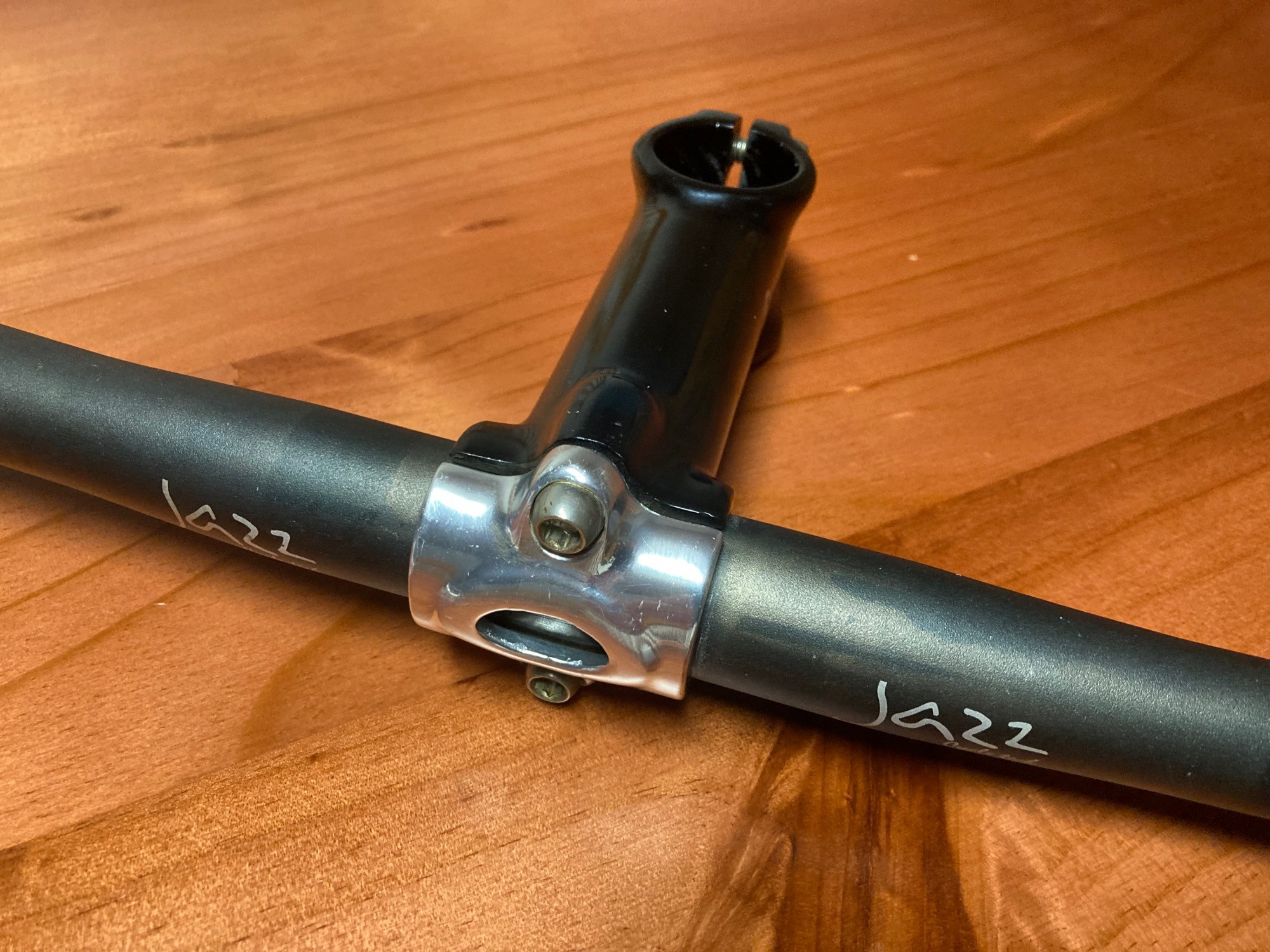 Handlebar and stem | Handlebars | Bike Hub