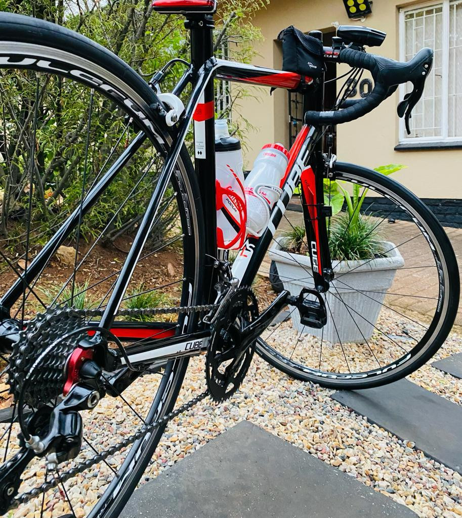 2018 Cube Peloton CSI Race Alu Campag Veloce 58CM | Road Bikes | Bike Hub