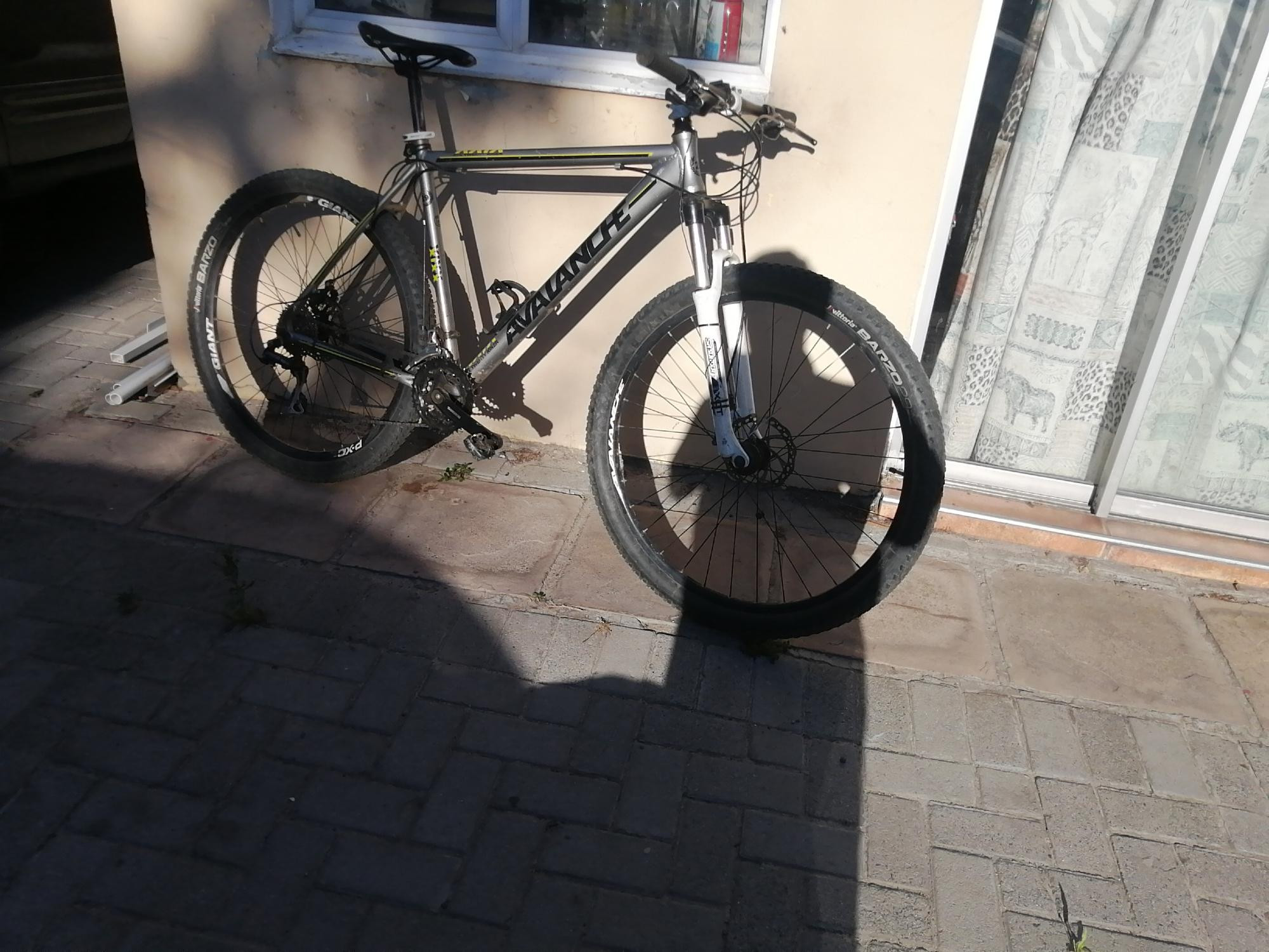 Avalanche xxix 29er | Hardtail Mountain Bikes | Bike Hub