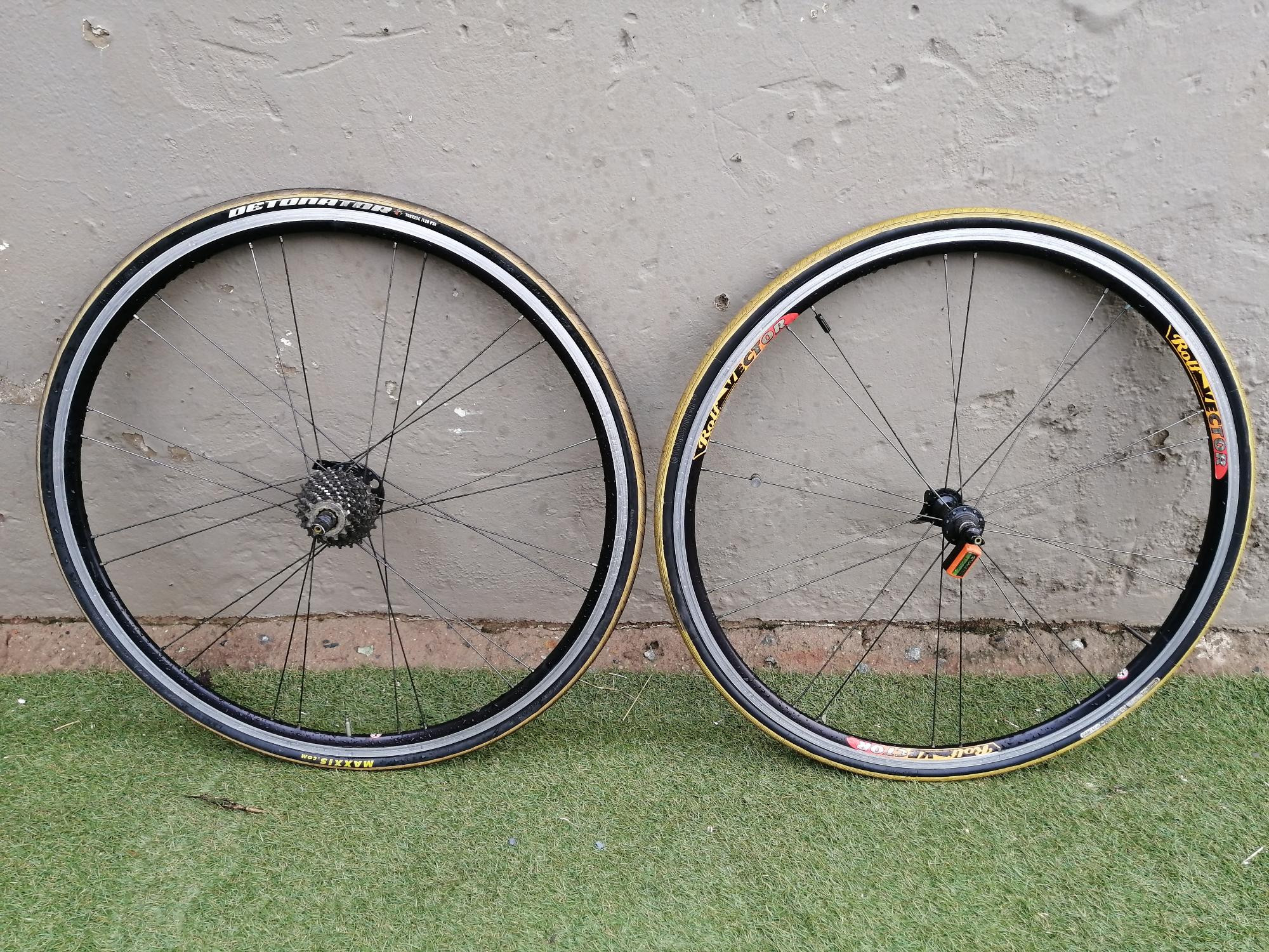 Rolf Complete Wheelset | Road Bike Wheels | Bike Hub