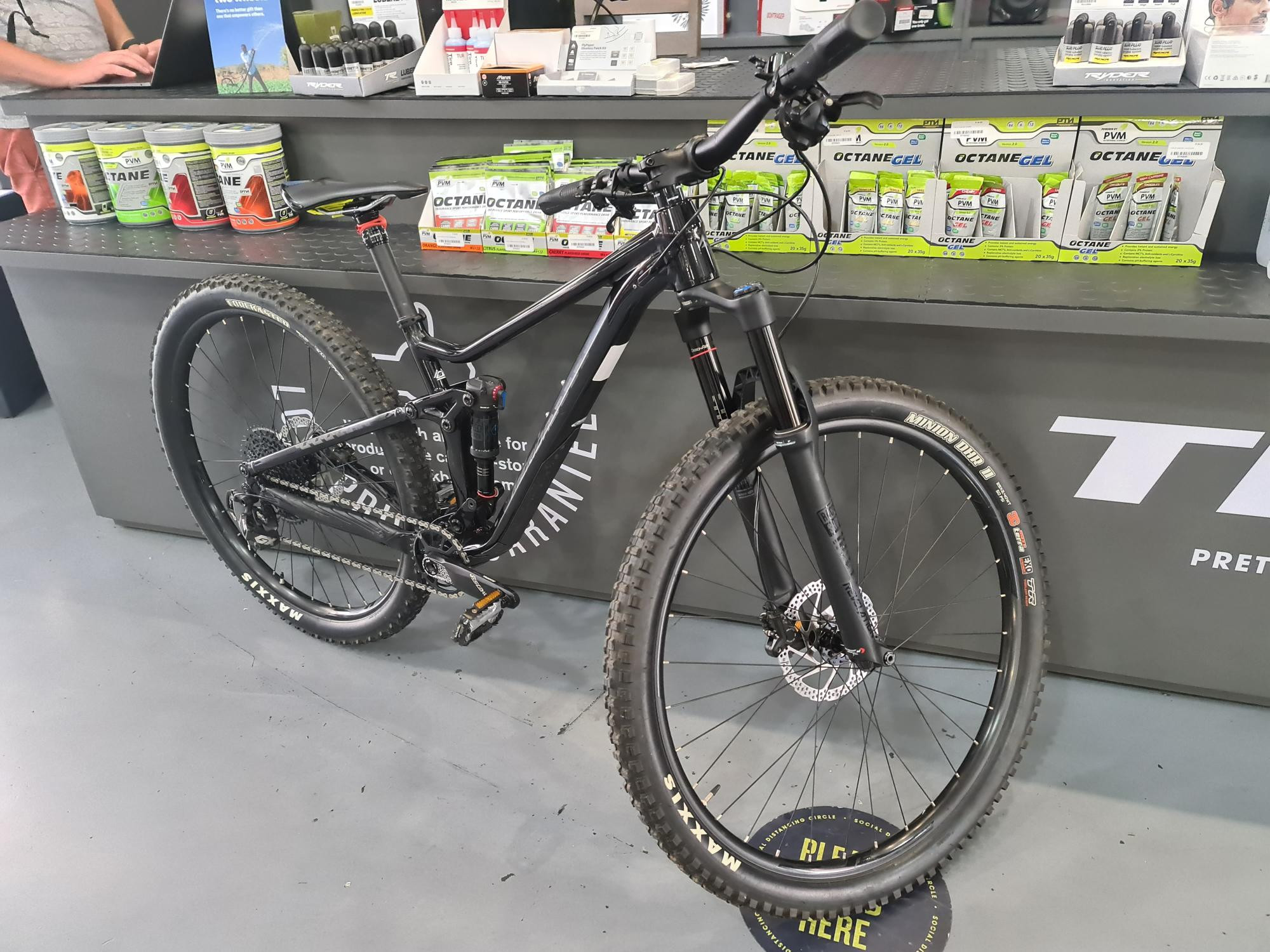 New Merida ONE TWENTY 800 | Dual Suspension Mountain Bikes | Bike Hub
