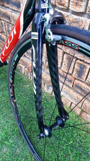 Fuji Roubaix Pro| Shimano 105 10-speed | Bike Hub