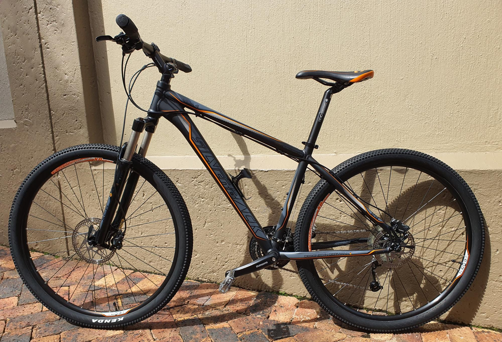 SILVERBACK VIDA 4 29ER - MEDIUM FRAME | Hardtail Mountain Bikes | Bike Hub