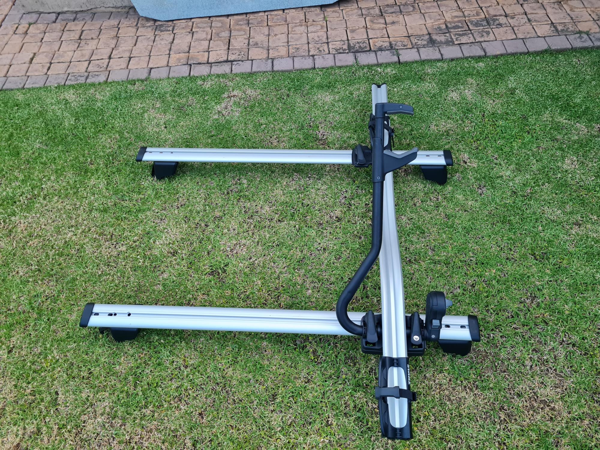 Thule Roof Rack Proride Bike Hub
