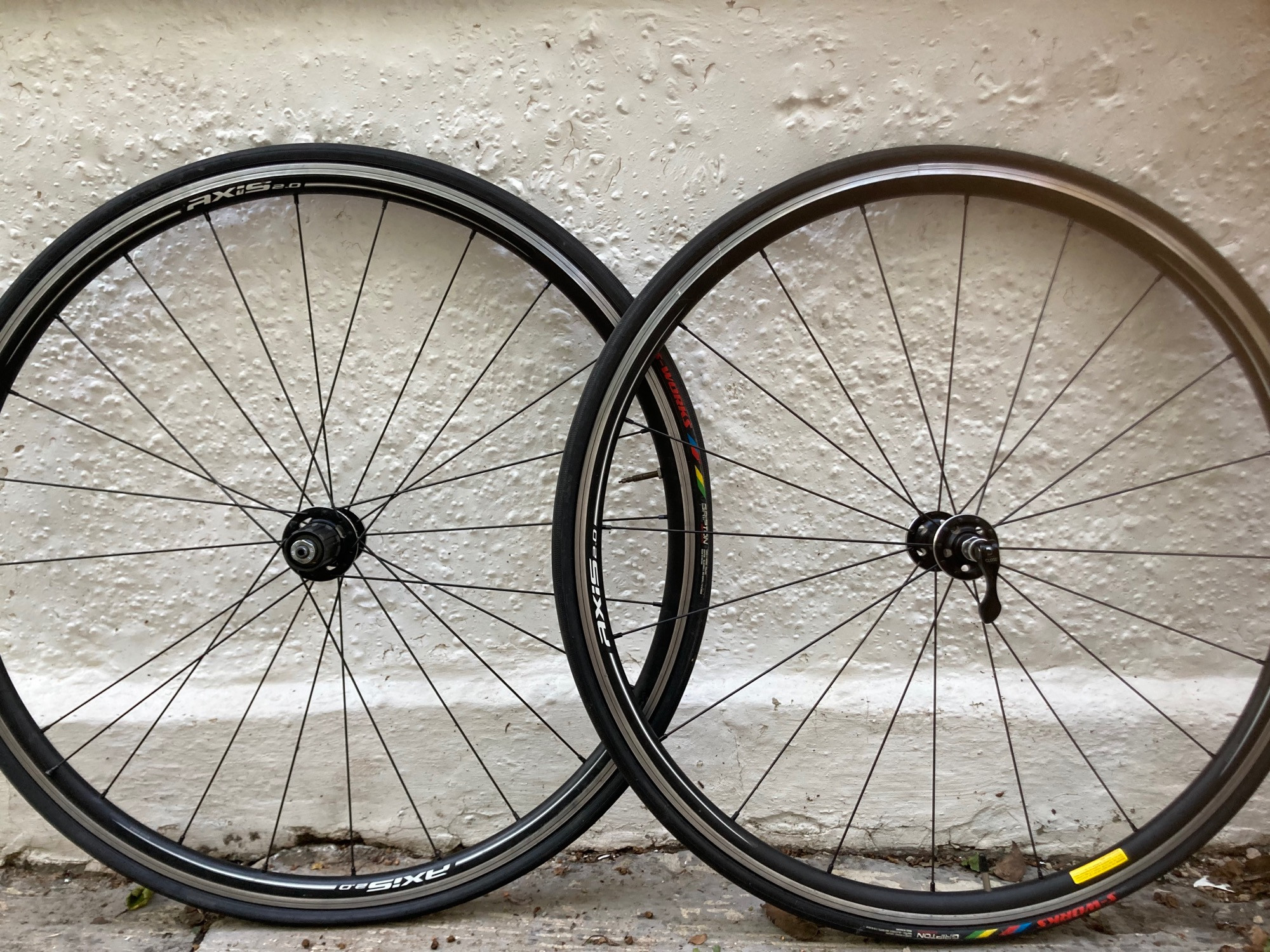 Axis 2.0 | Road Bike Wheels | Bike Hub