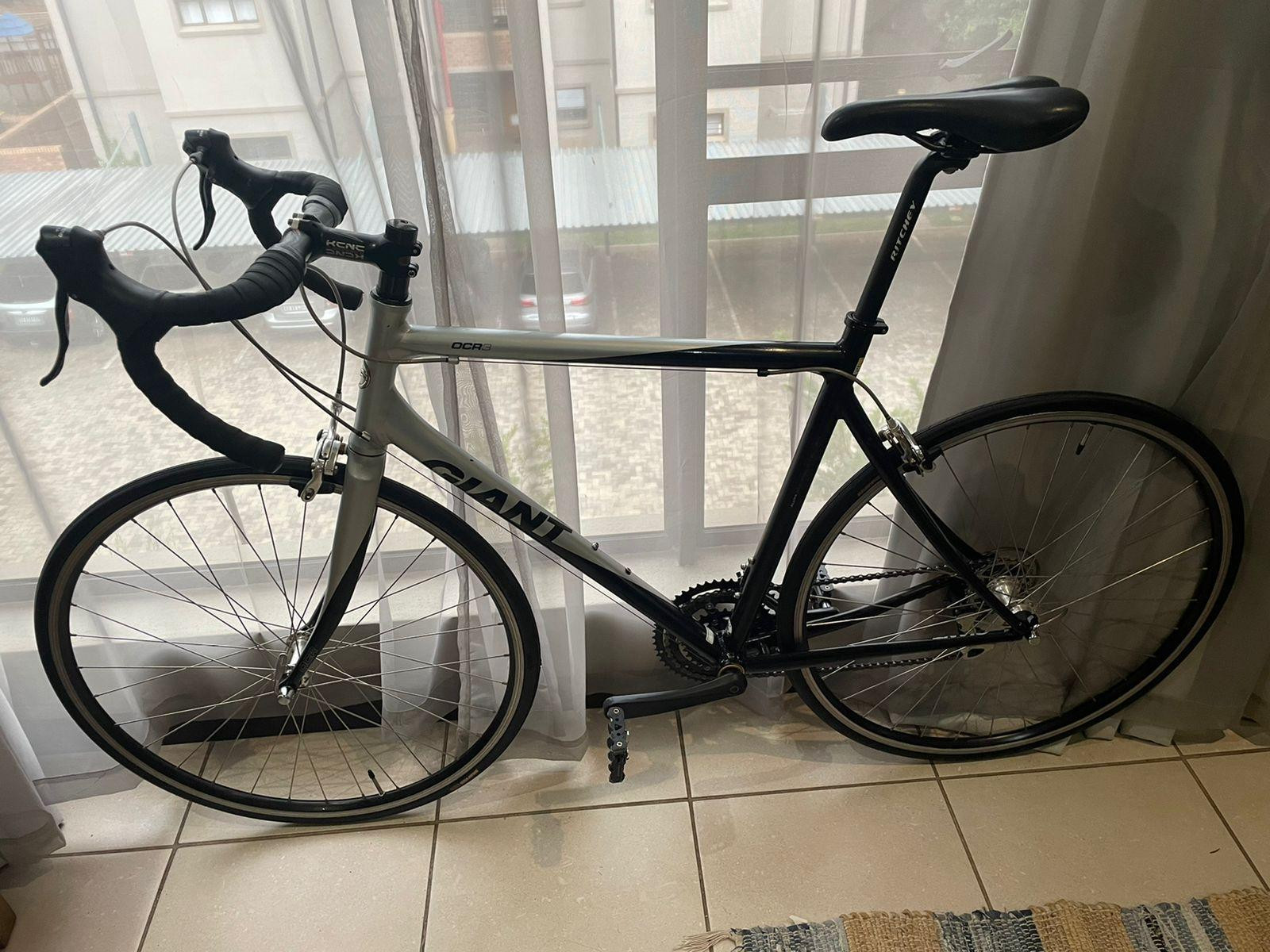 Giant OCR 3 Road bike | Road Bikes | Bike Hub