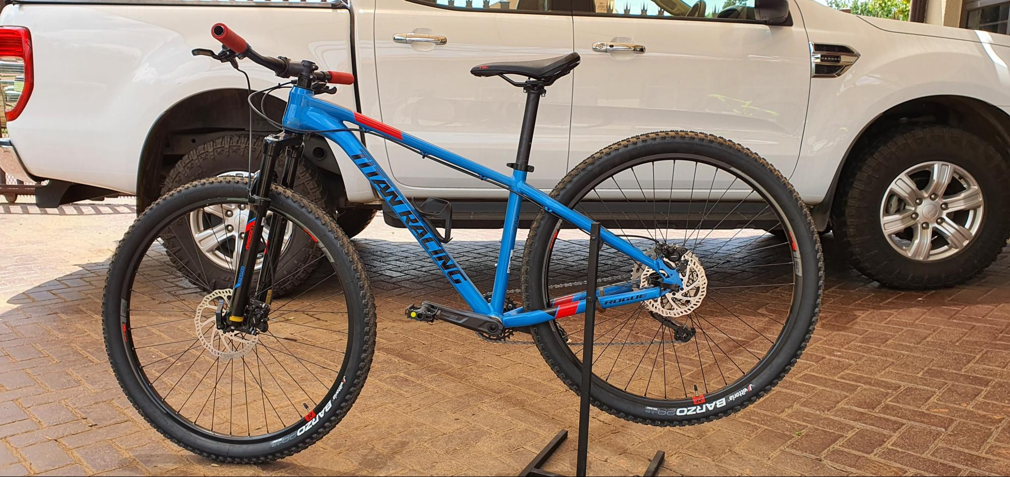 Titan Racing Rogue Sport | Hardtail Mountain Bikes | Bike Hub