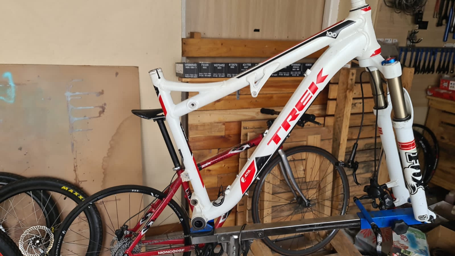 Trek Superfly (S/M) frame | Dual Suspension Mountain Bike Frames | Bike Hub