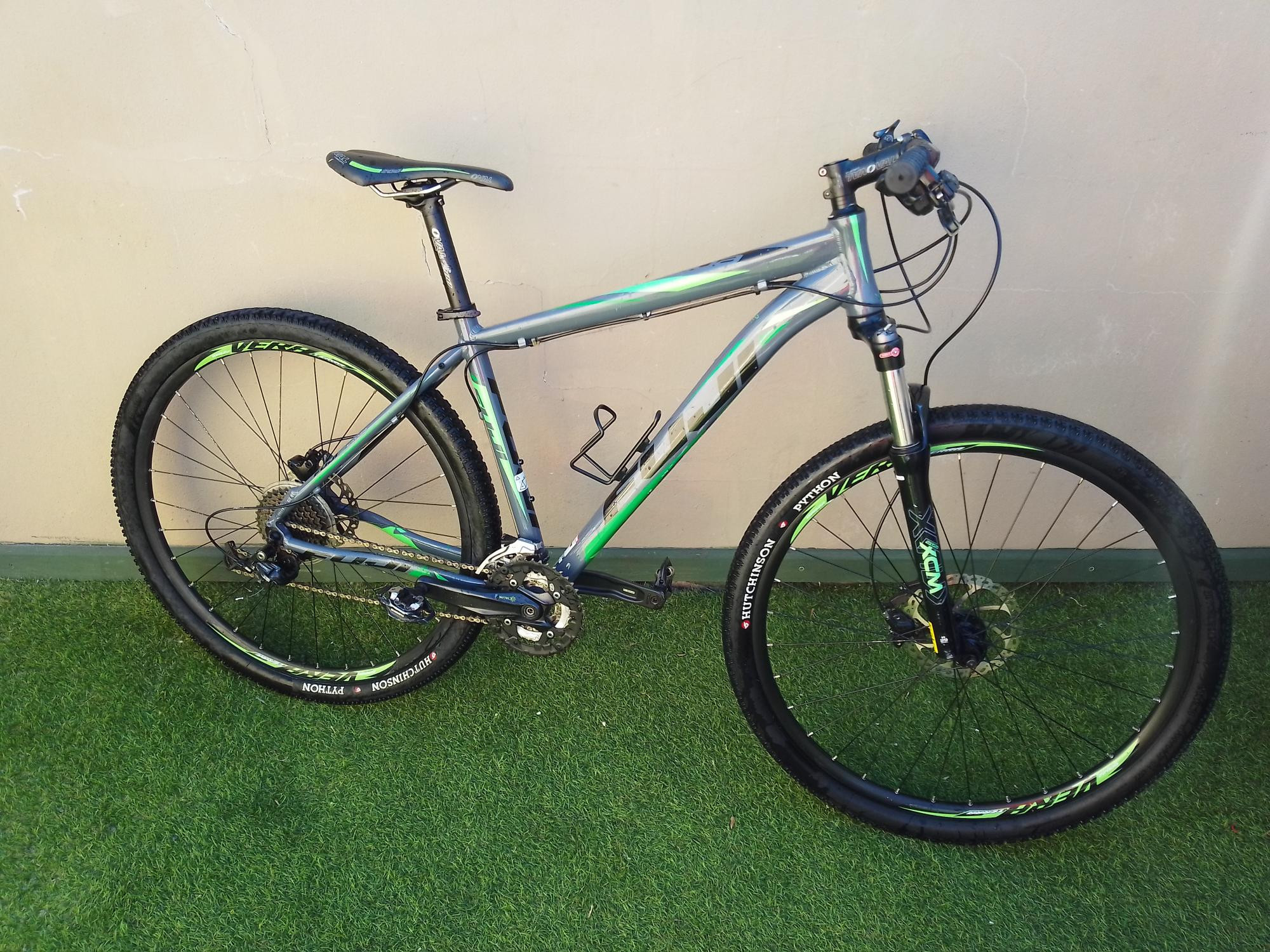 Fuji Navada 29er | Hardtail Mountain Bikes | Bike Hub