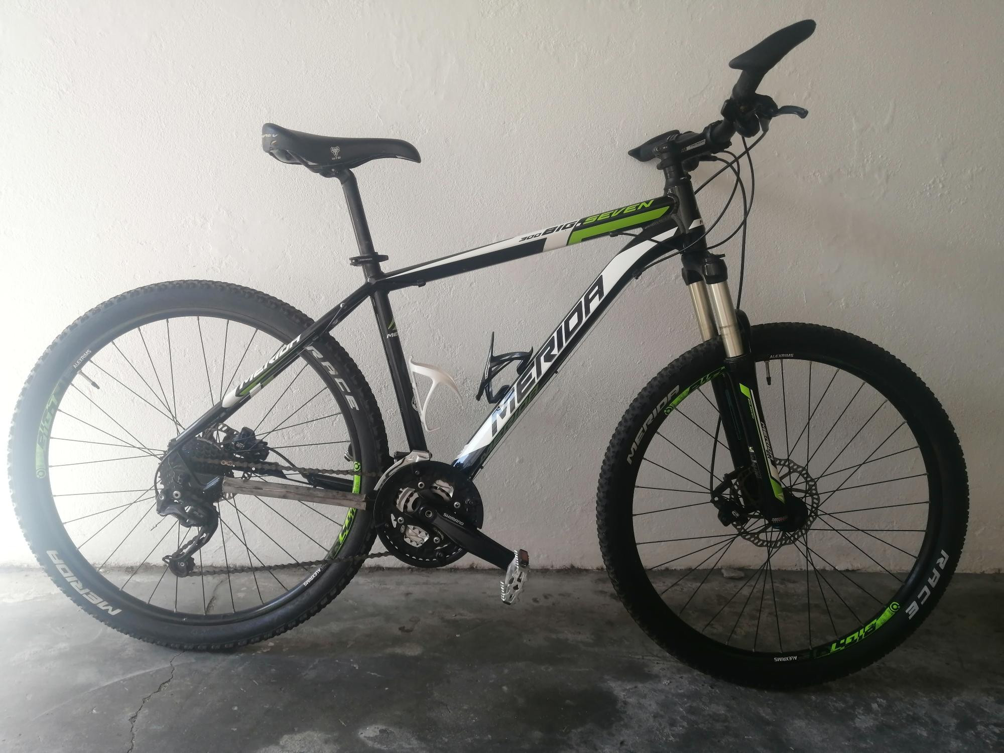 Merida Big Seven 300 | Hardtail Mountain Bikes | Bike Hub