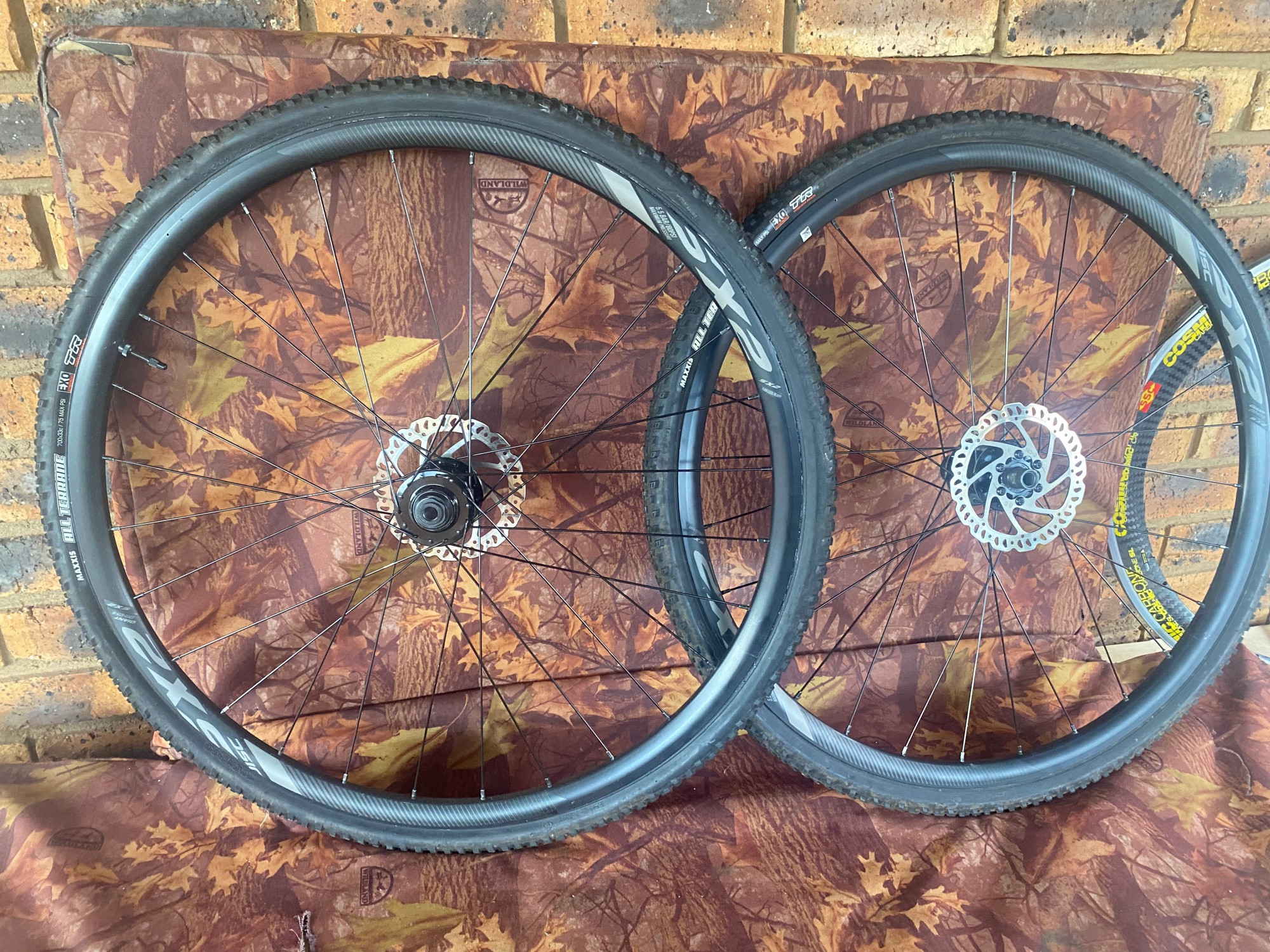 Giant Gravel Wheelset | Gravel Bike Rims | Bike Hub