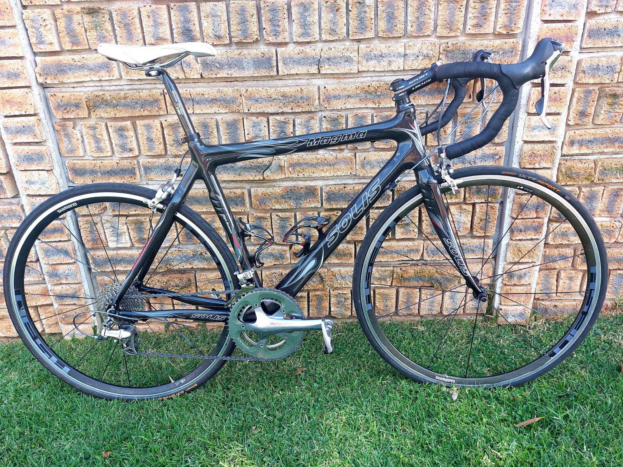 Solis Magma | Full Carbon; 10SPD Dura Ace 7800 | Road Bikes | Bike Hub