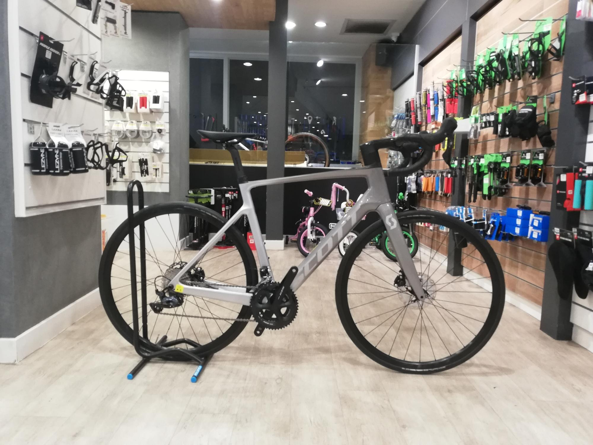 SCOTT ADDICT eRIDE 20 | Bike Hub