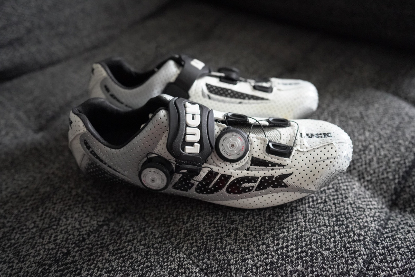 Luck Carbon Cycling Shoes | Shoes | Bike Hub