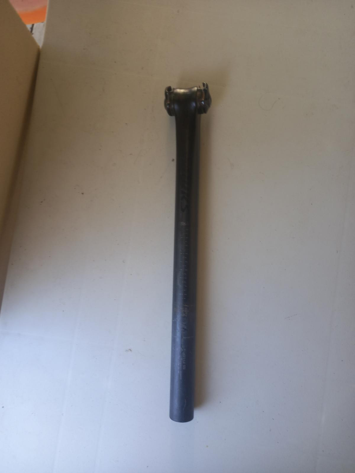 Specialized S-WORKS carbon seatpost 30.9mm | Seat Posts | Bike Hub