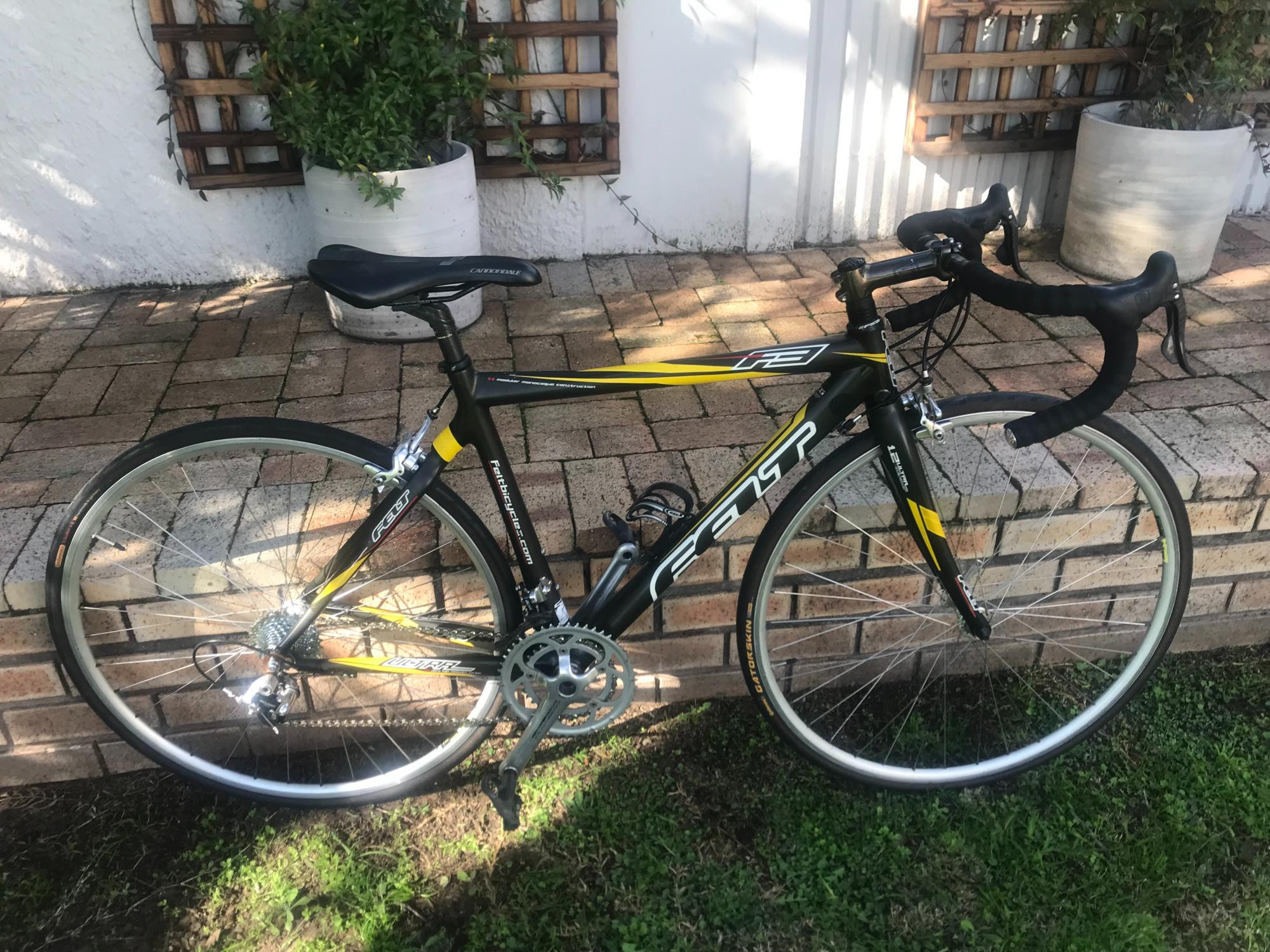 Felt F3 Carbon | Road Bikes | Bike Hub