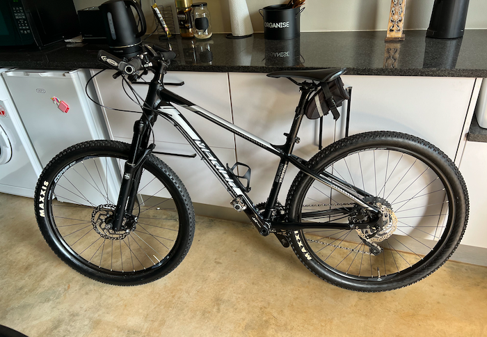 Beautiful Black Merida | Hardtail Mountain Bikes | Bike Hub