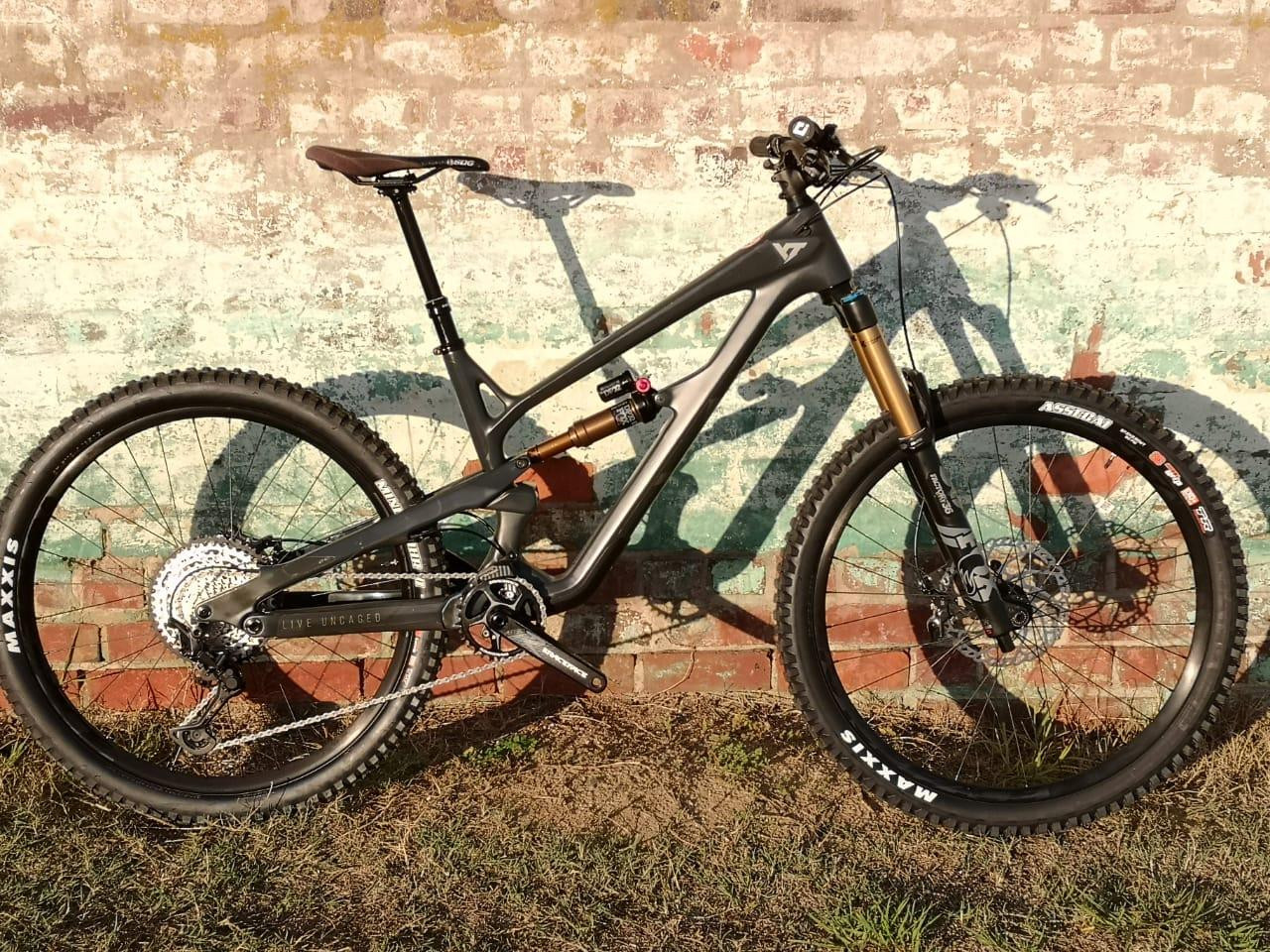 2020 YT Jeffsy 27.5" Medium | Dual Suspension Mountain Bikes | Bike Hub