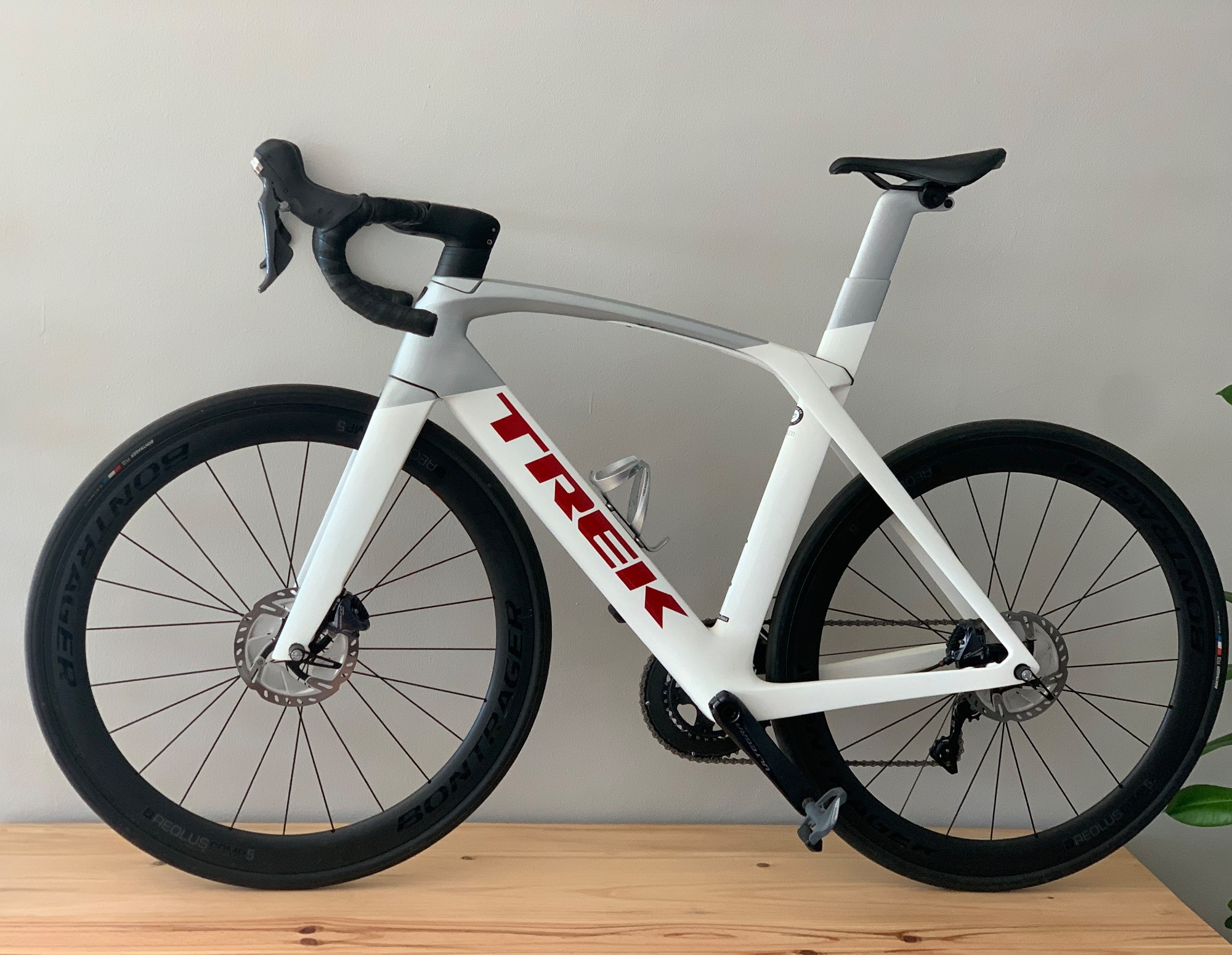 Trek Madone SL7 | Road Bikes | Bike Hub