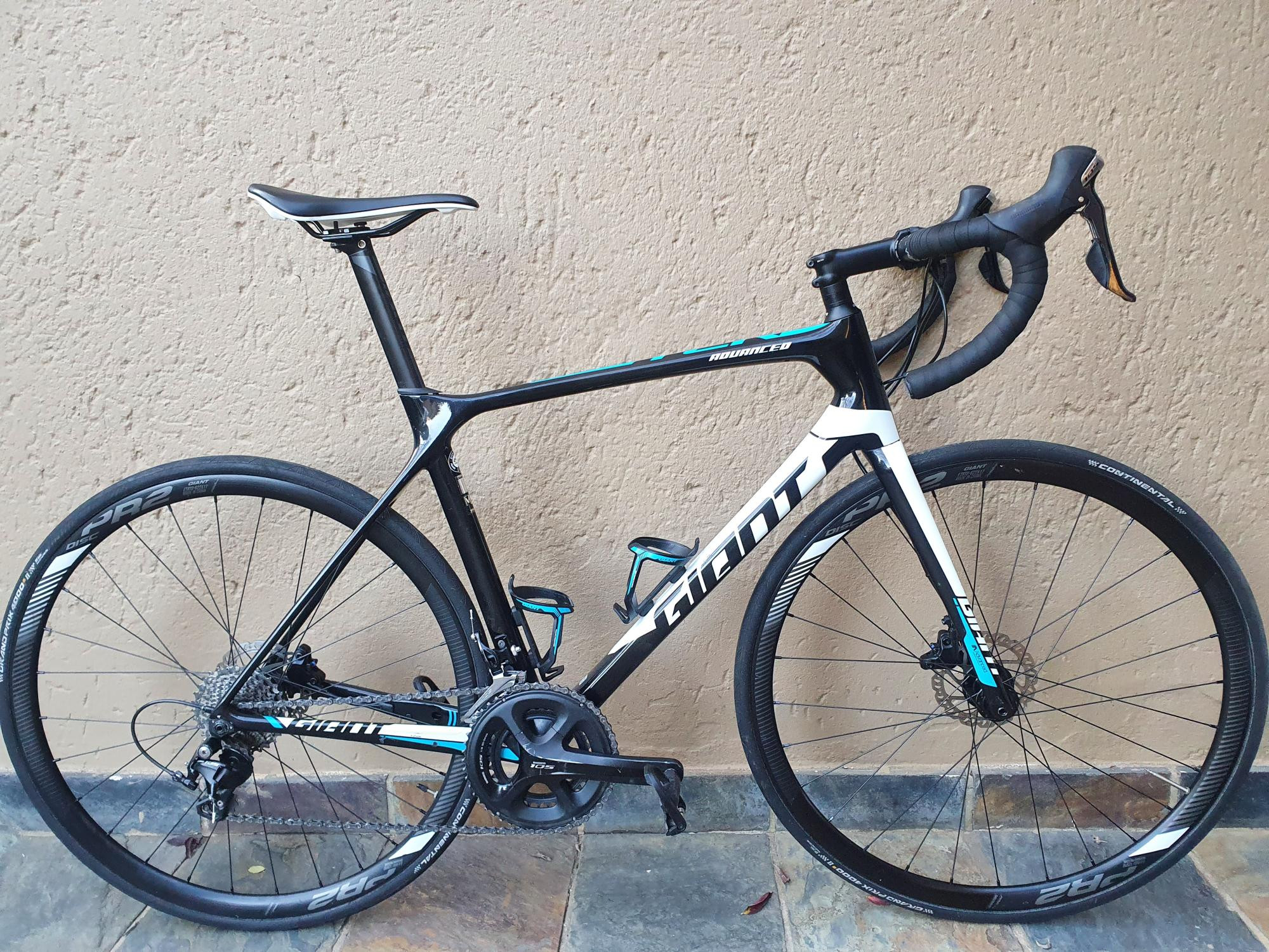 Giant TCR Advanced 2 Carbon Disc | Bike Hub