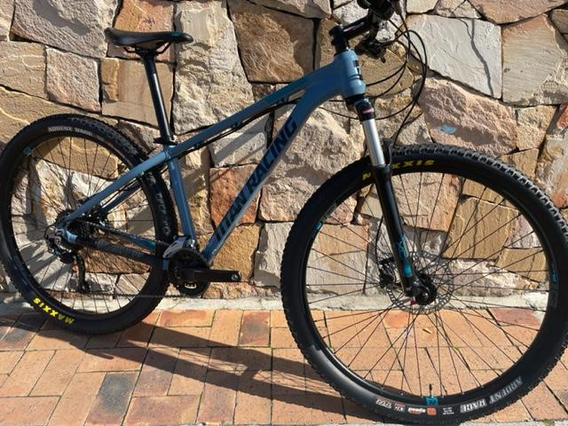 Titan Racing Rogue Cruz | Hardtail Mountain Bikes | Bike Hub