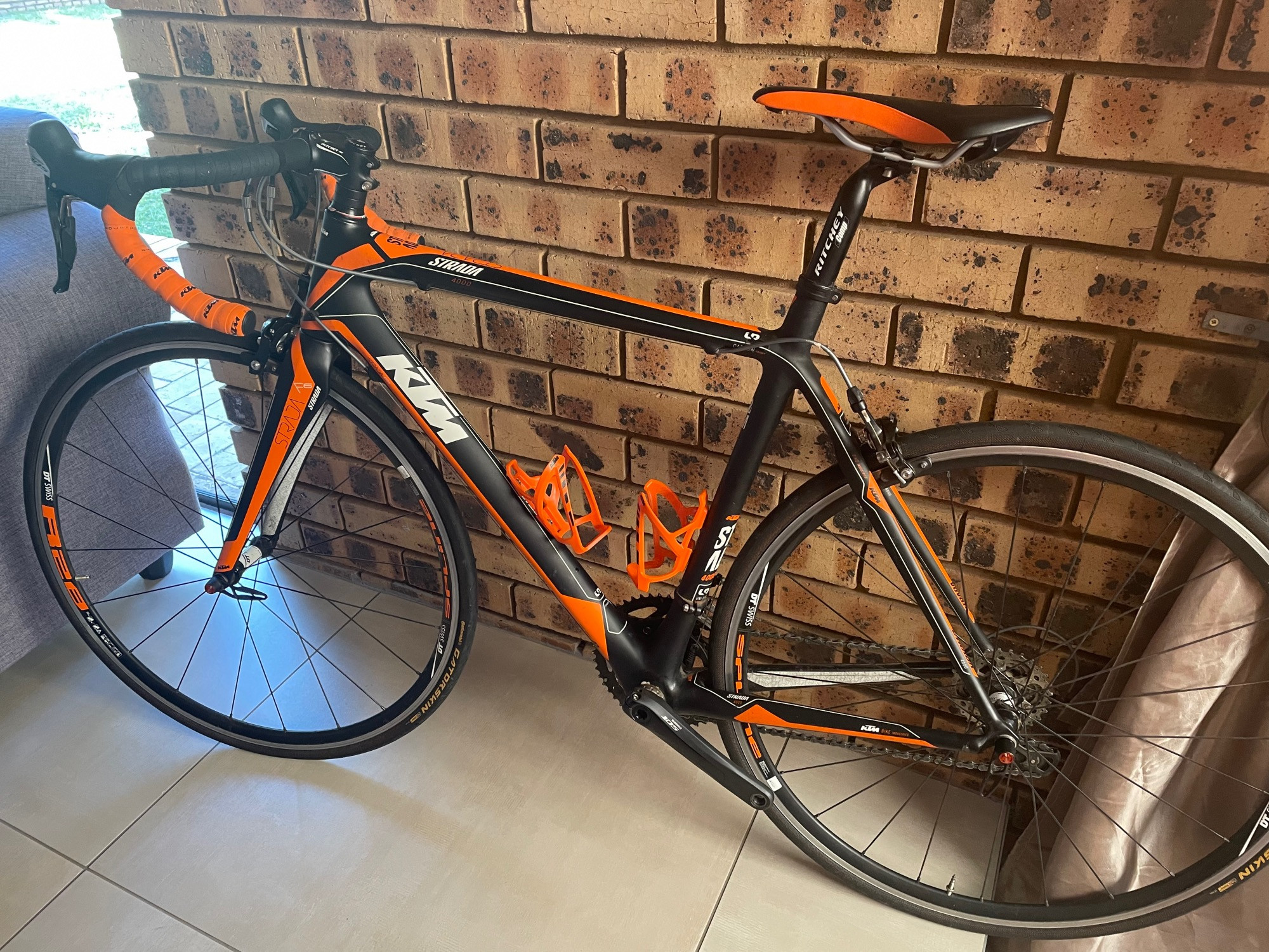 KTM Strada 4000 | Road Bikes | Bike Hub