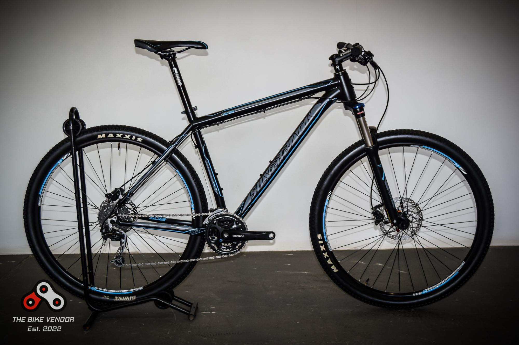 Silverback Sola 4 - Shimano Deore - Air Fork | Hardtail Mountain Bikes ...