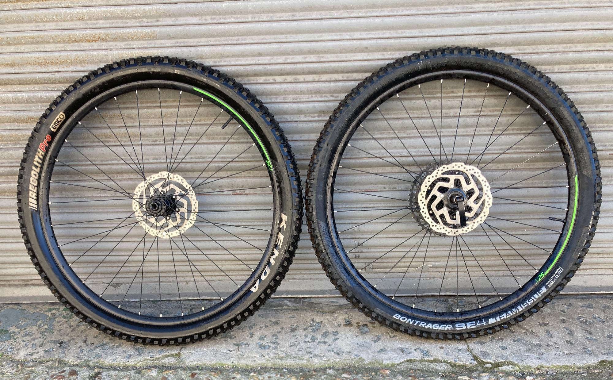Syncros X25 + tyres & cassette | Mountain Bike Wheels | Bike Hub