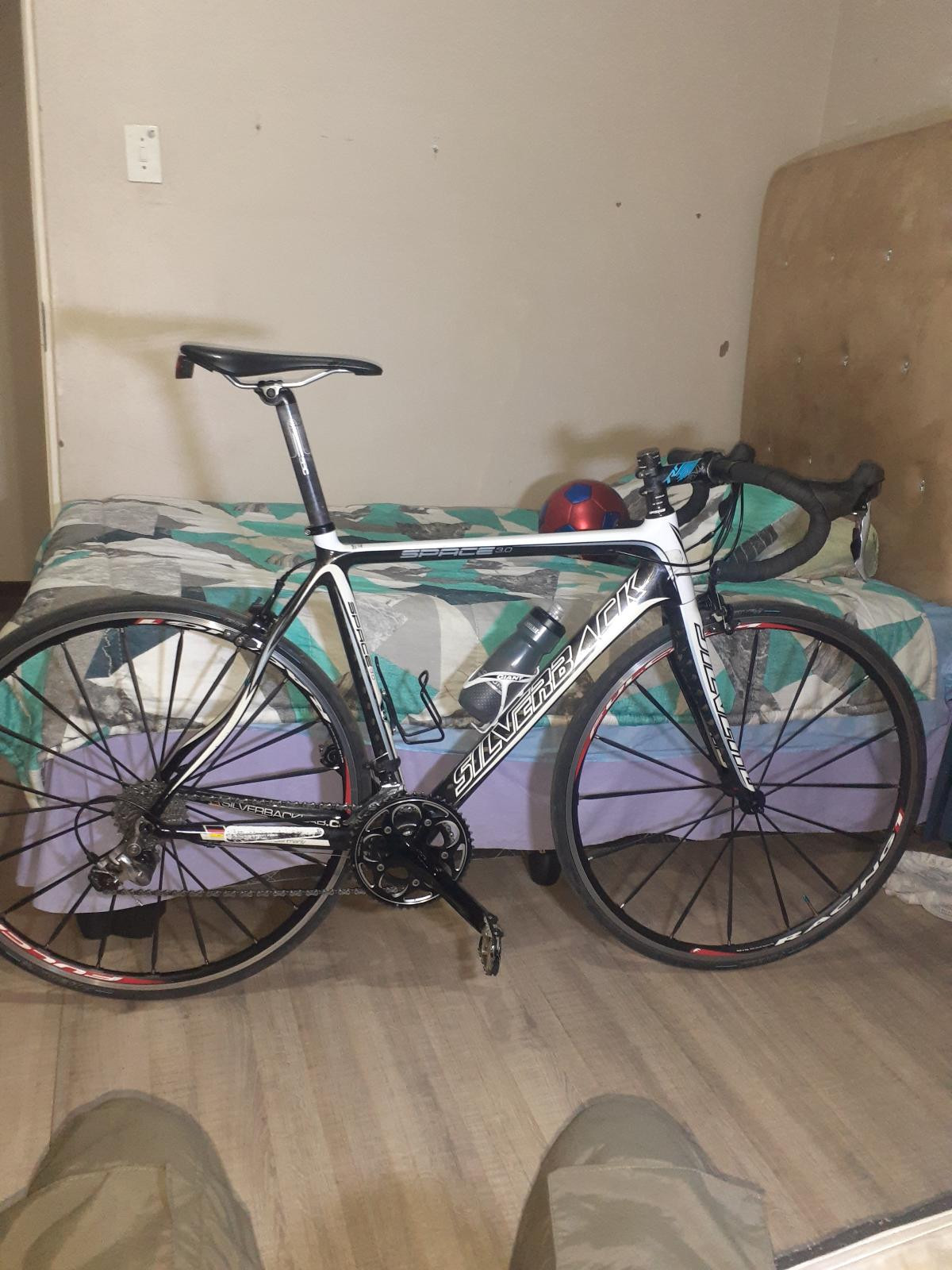 Silverback 3.0 space | Road Bikes | Bike Hub