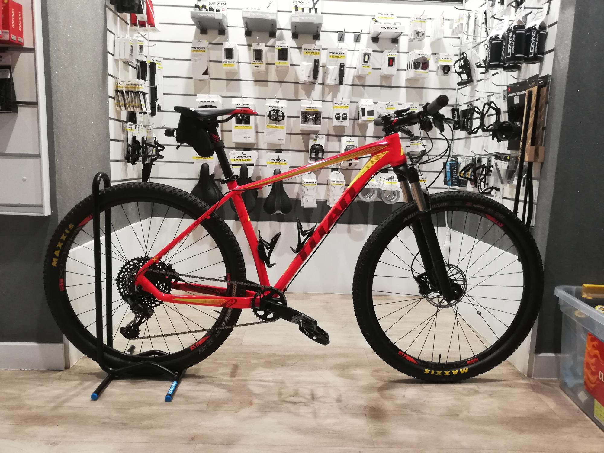 Titan Drone Pro | Hardtail Mountain Bikes | Bike Hub