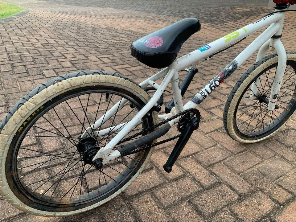 Mongoose L60 Legion BMX | BMX Bikes | Bike Hub