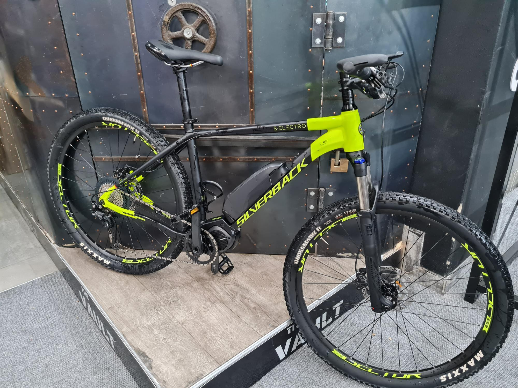 Silverback S- Electro Comp | Hardtail Mountain E-Bikes | Bike Hub